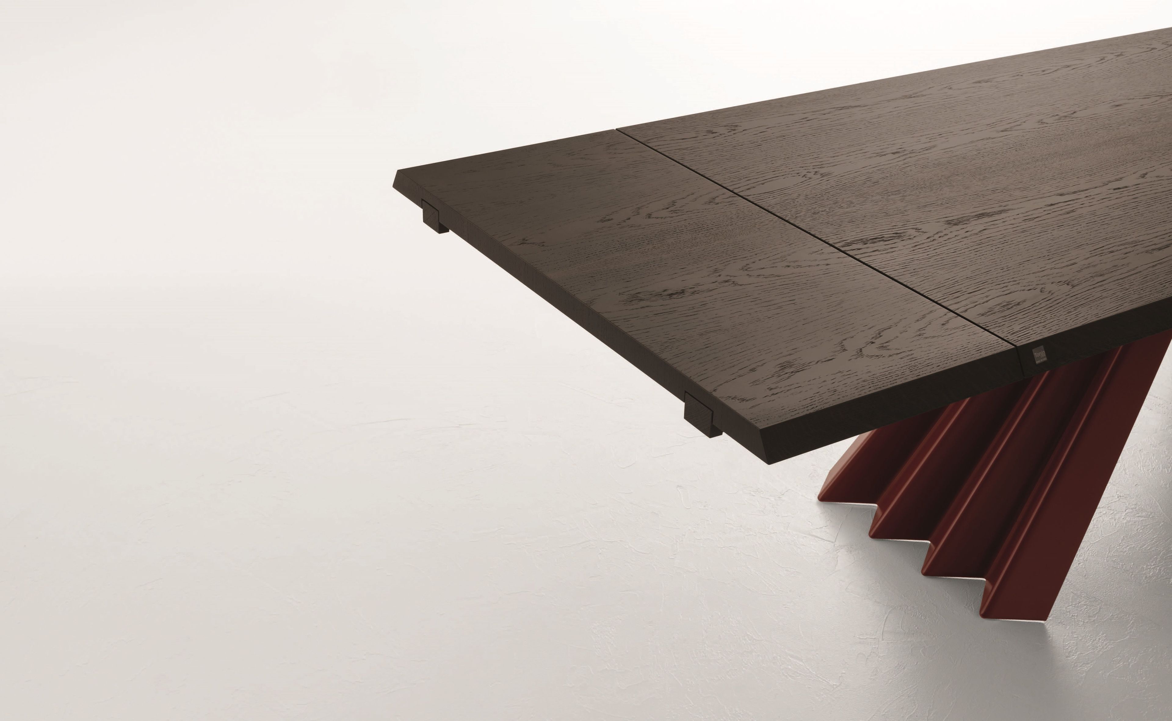 VENTAGLIO Extending oak table with metal base By Tonin Casa | design Nicola Tonin