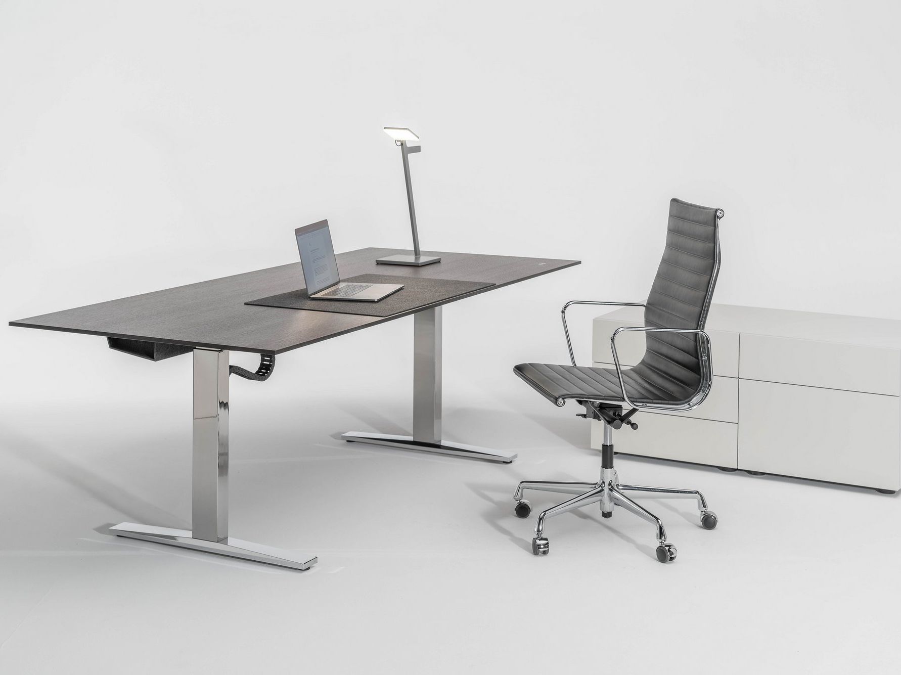 UPSITE Height-adjustable rectangular office desk By RENZ
