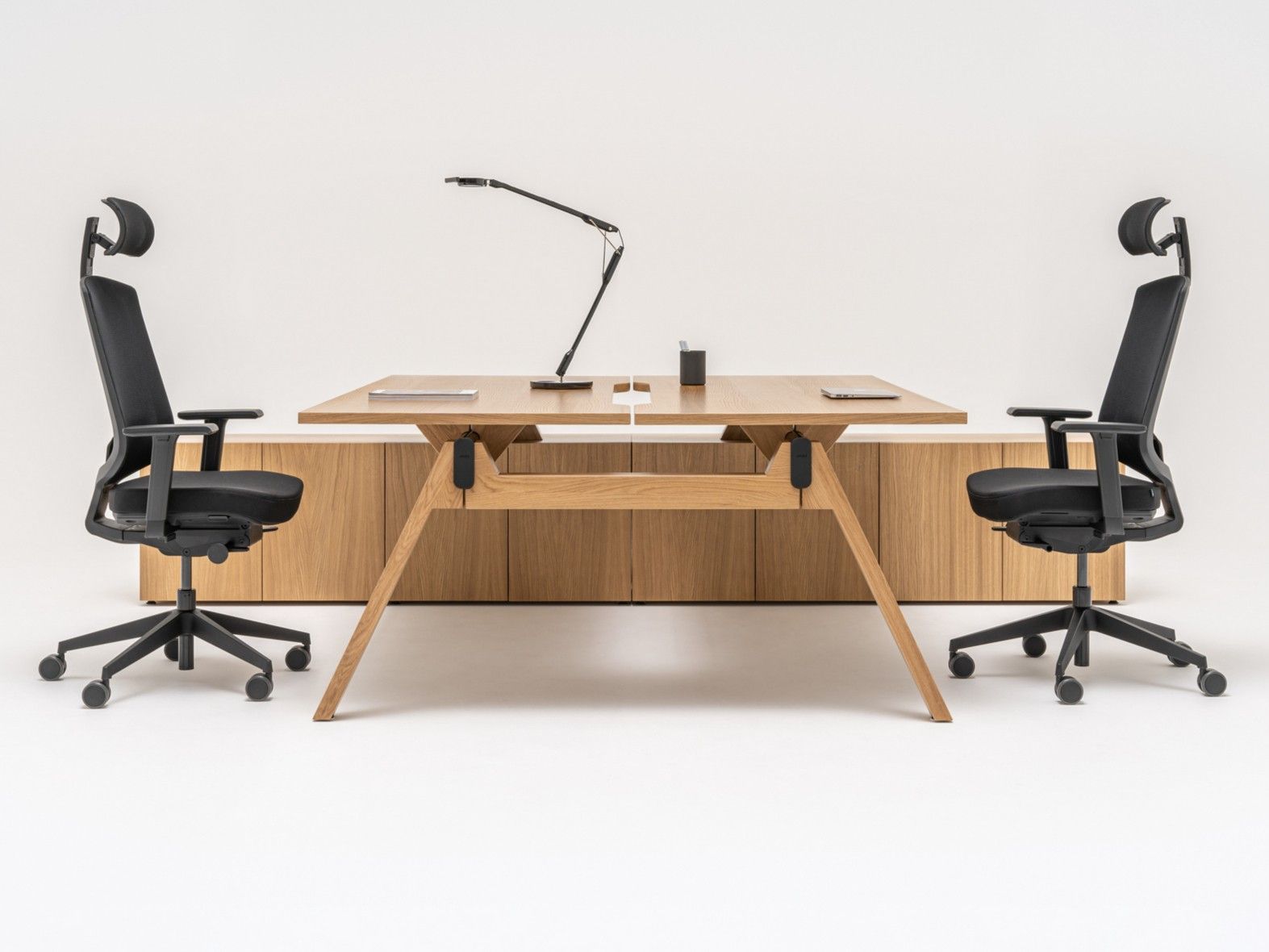 VIGA Sectional multiple wooden office desk with shelves By MDD | design YONOH