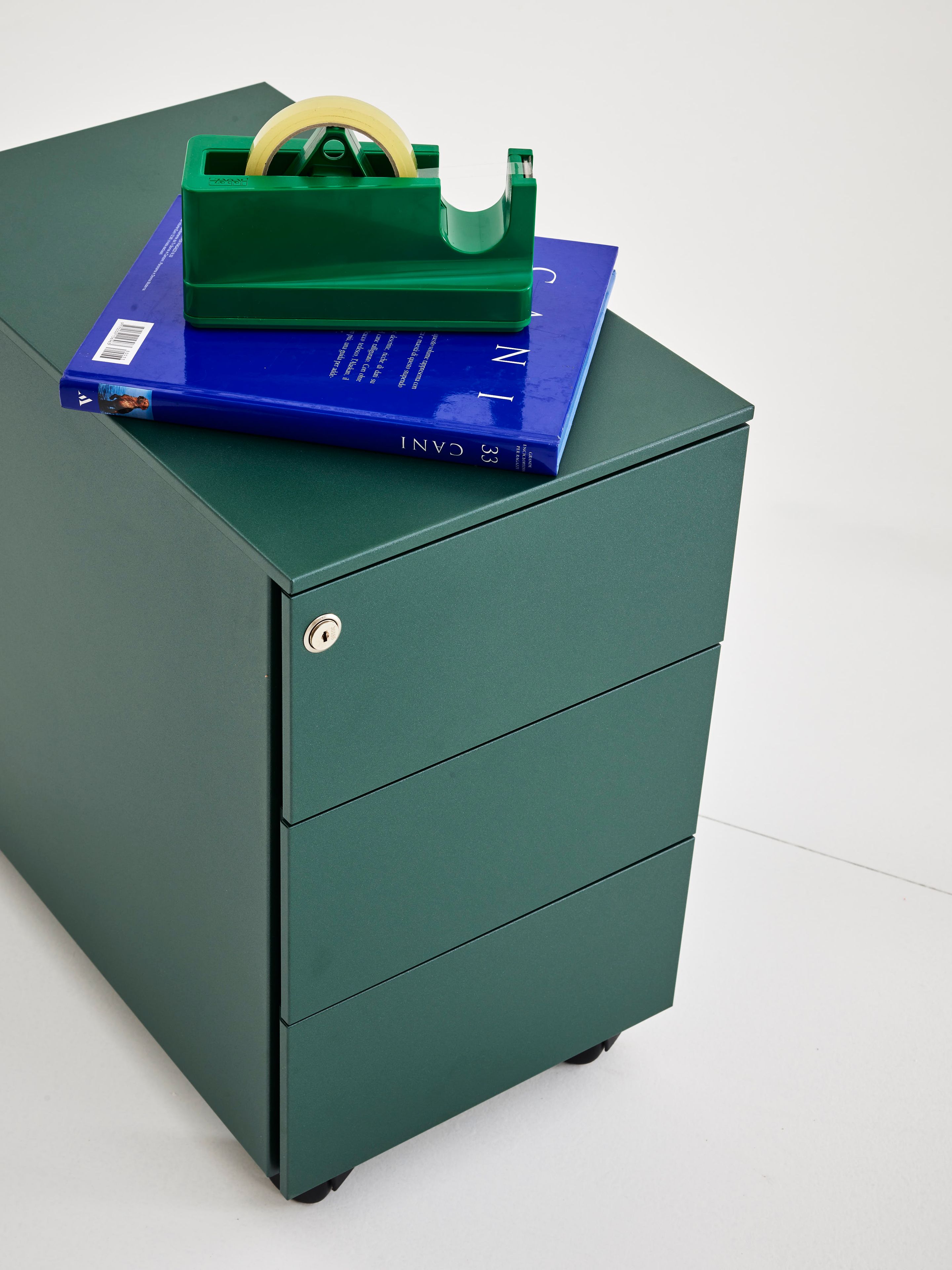 UNIBOX Metal office drawer unit with castors By Manerba