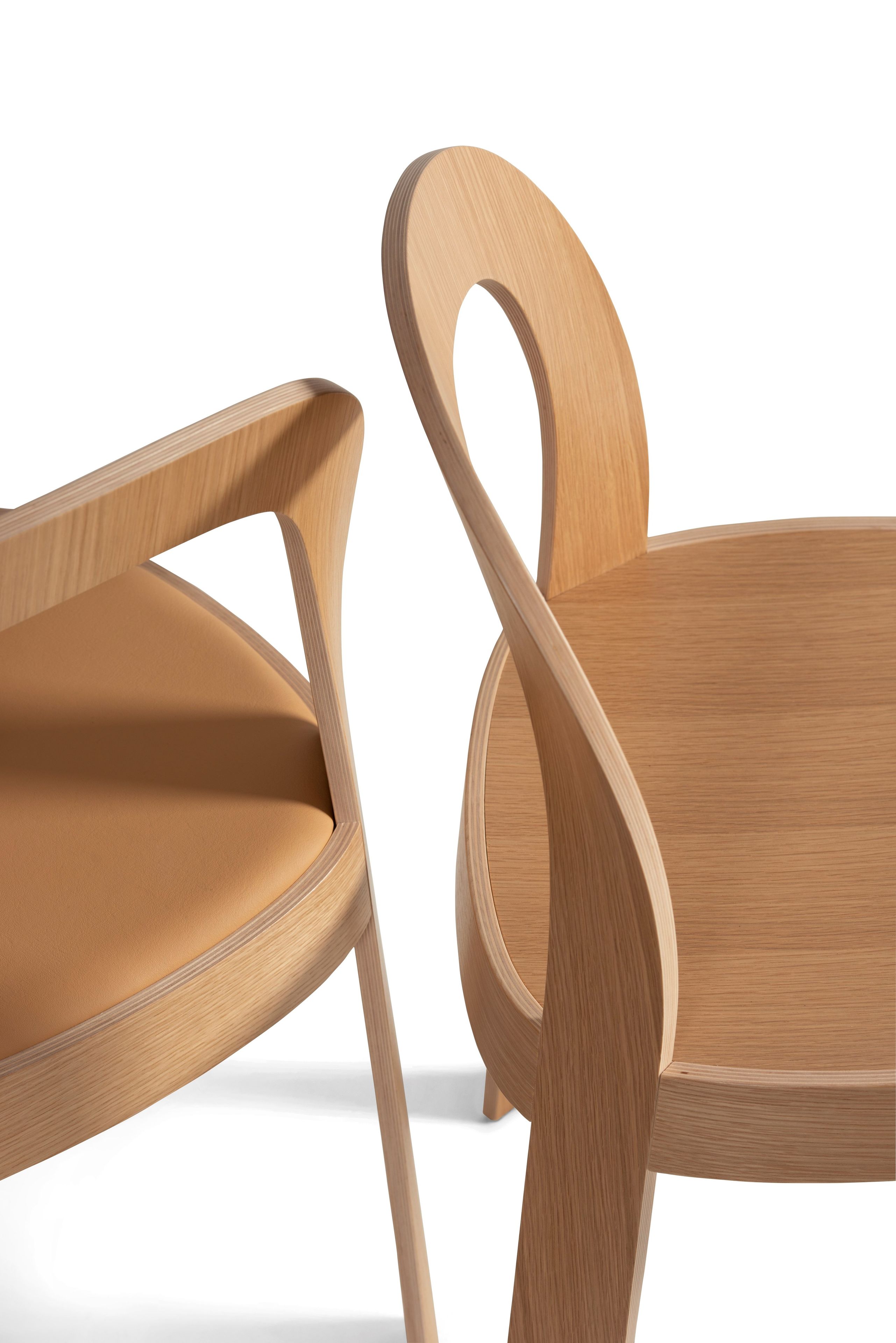 OM | Wooden chair chair By Blå Station design Johan Ansander