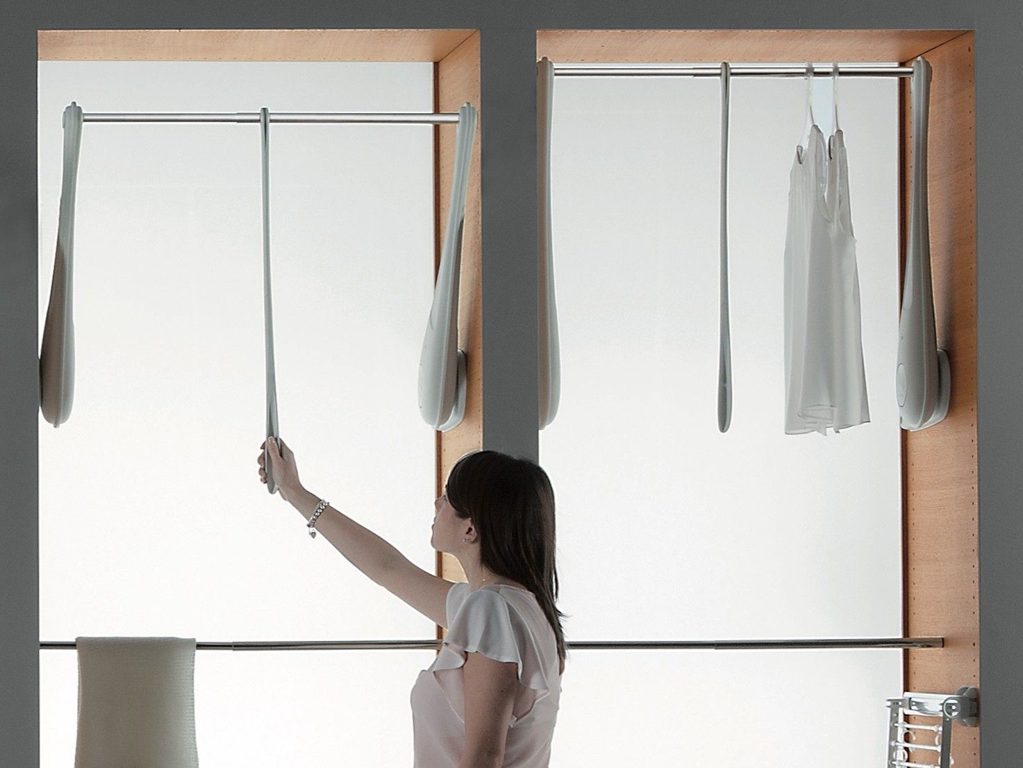 ONLY Wardrobe lift By Servetto | design Ezio Terragni