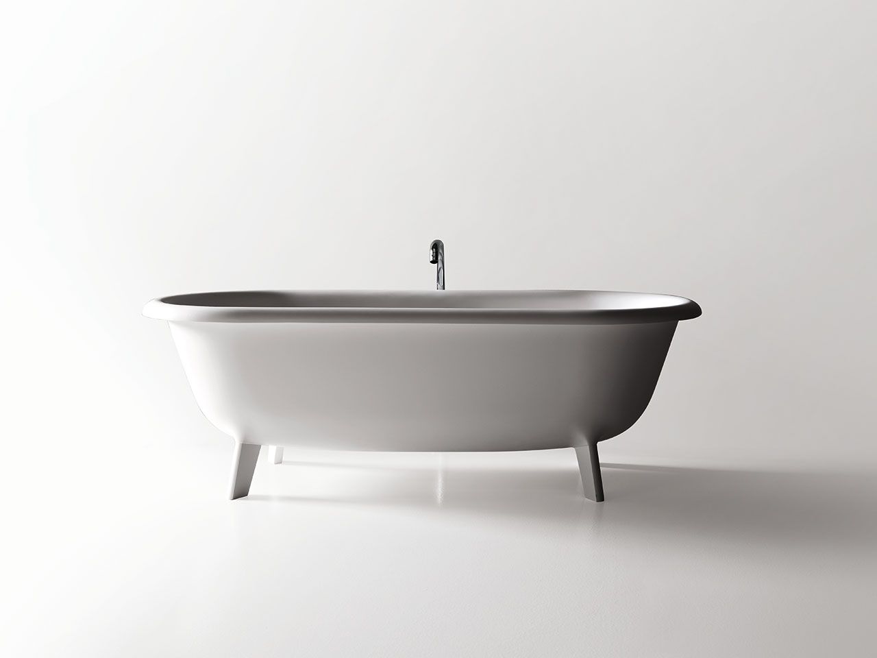 OTTOCENTO Oval Cristalplant® bathtub on legs By Agape