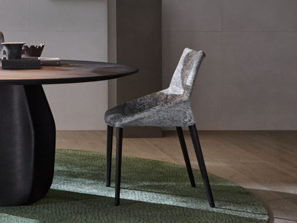 OUTLINE Ergonomic fabric chair By Molteni & C. | design Arik Levy