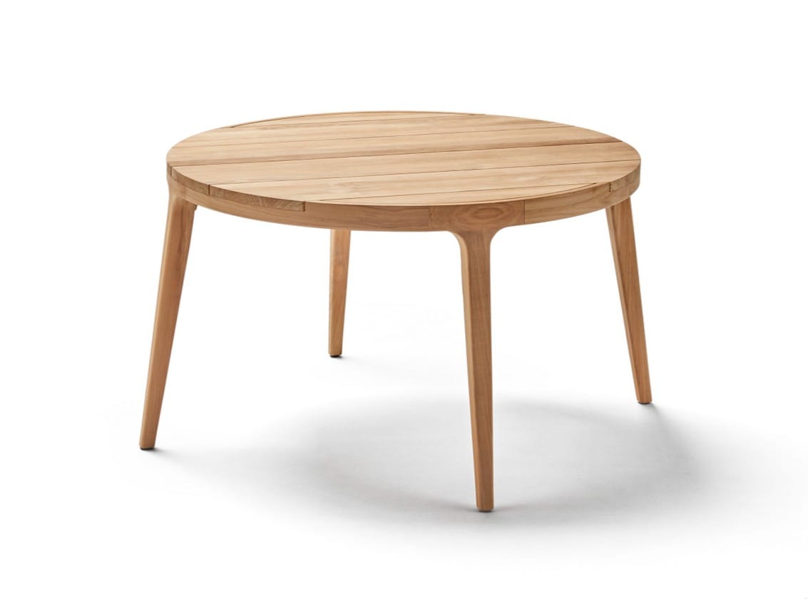 PARALEL | Round table By POINT design Gabriel Teixidó