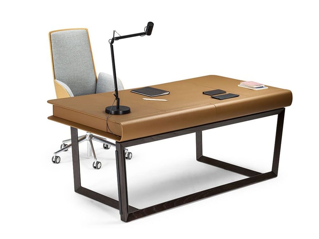 PEEK-A-BOOK Writing desk By Poltrona Frau | design Roberto Lazzeroni