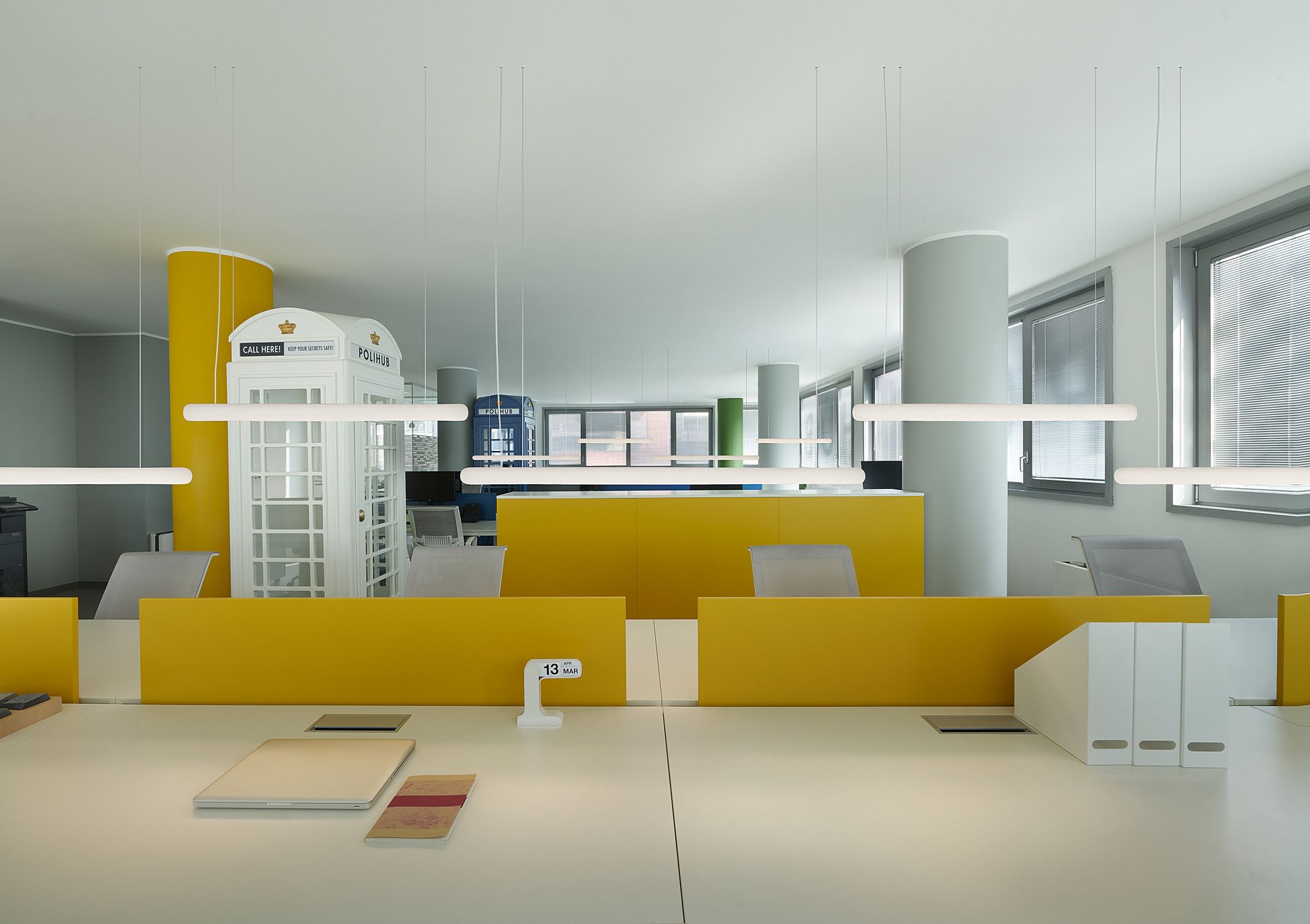 STILETTO LED polyethylene pendant lamp By SLIDE | design Roberto Paoli