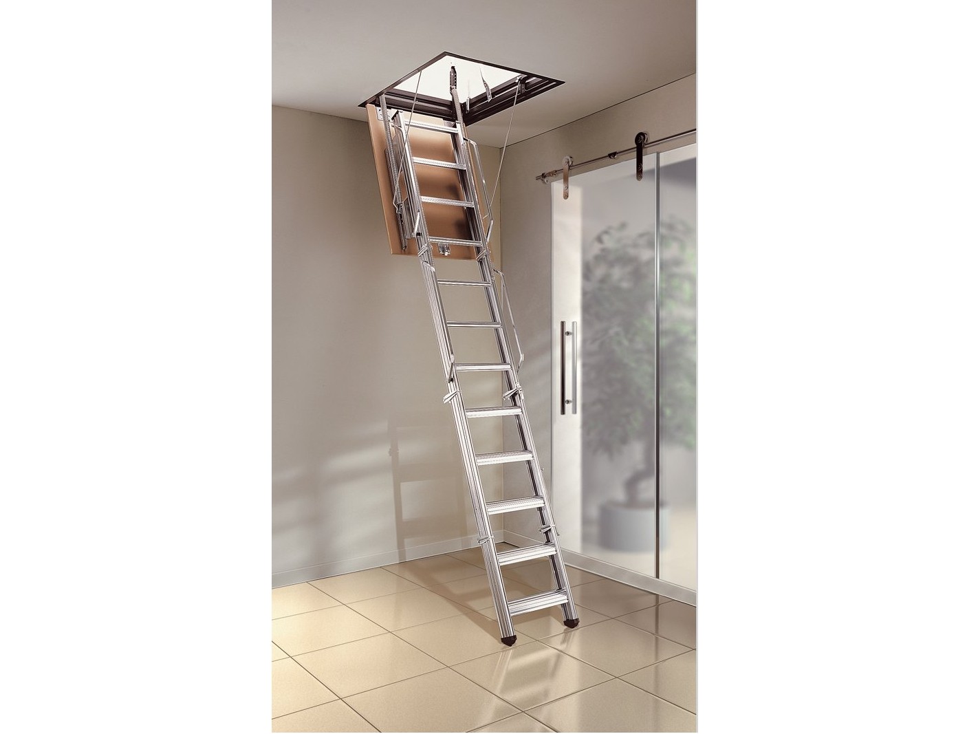 PK | Retractable stair By MOBIROLO