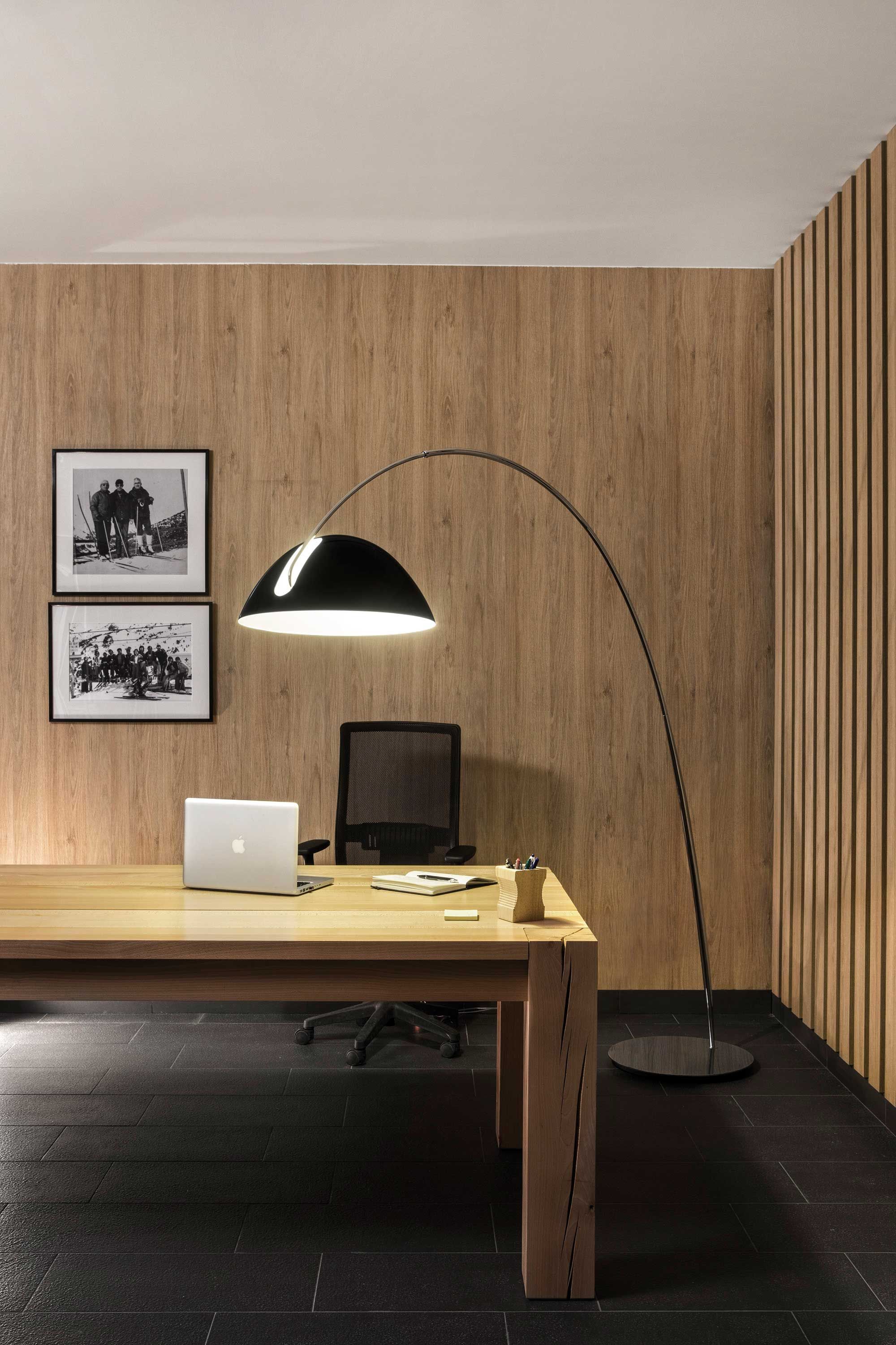 PLUMA | Floor lamp By Estiluz