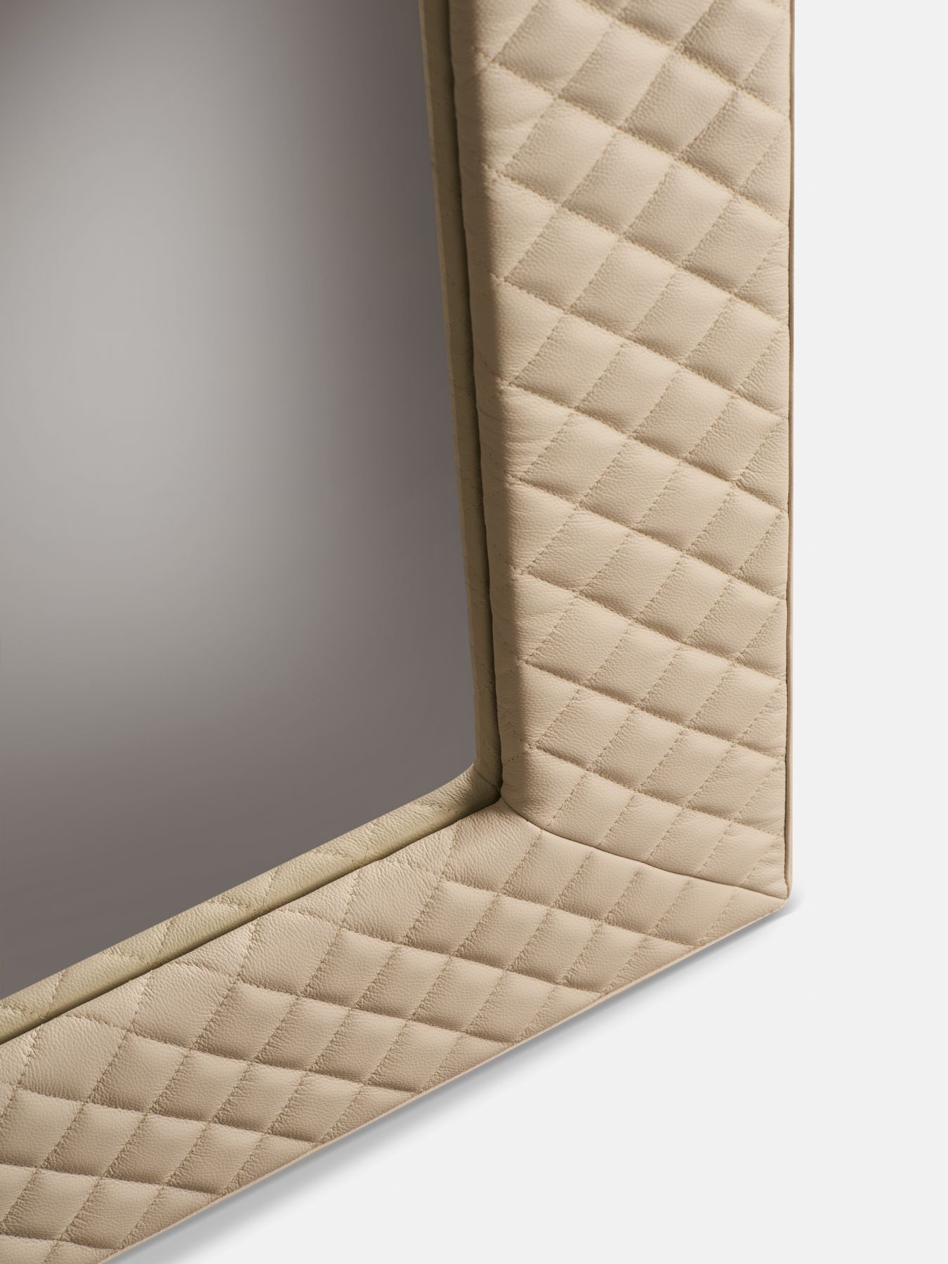 PRISMA Espejo rectangular de cuero By EFORMA | design Antoy Filips