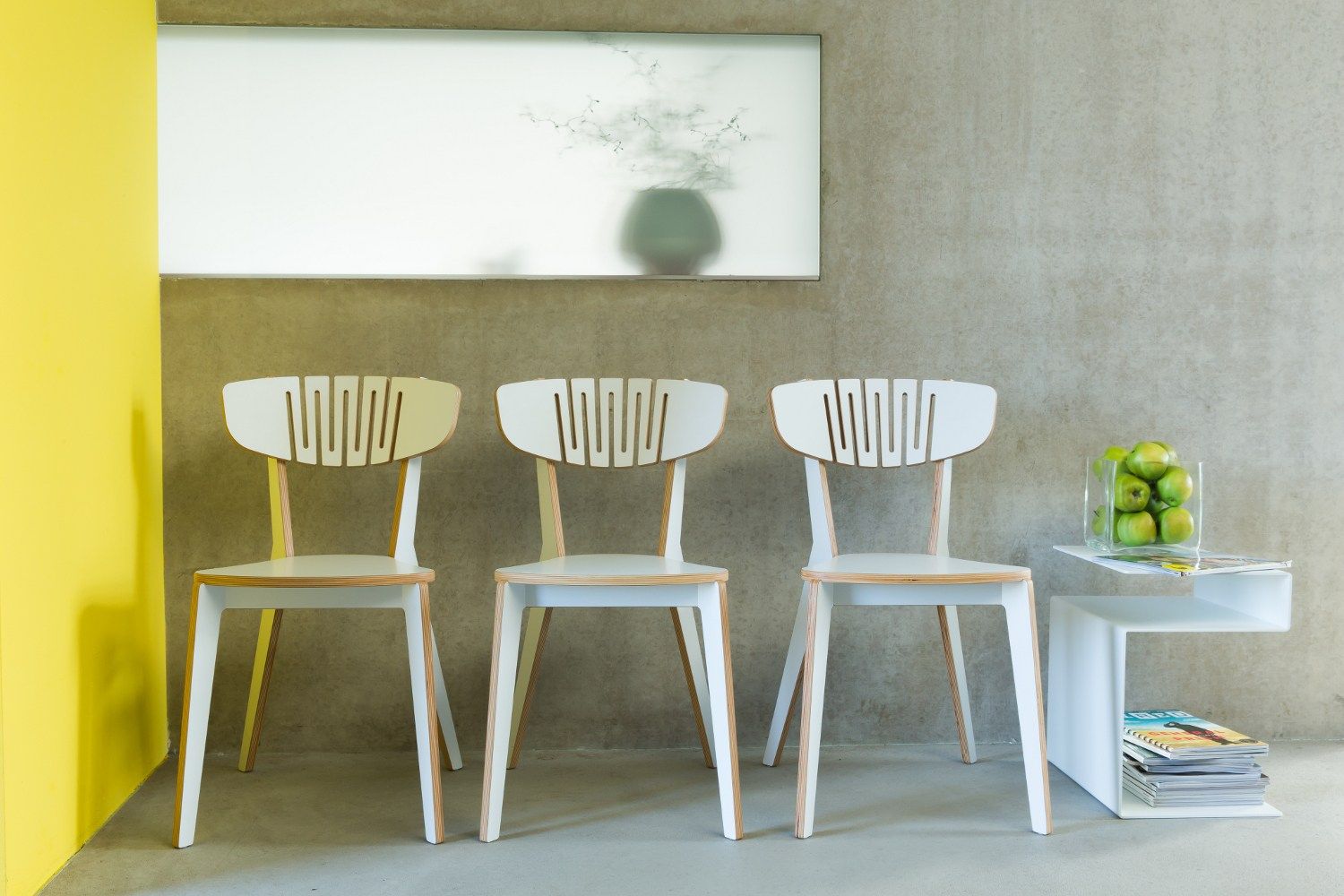 Coffee table with integrated magazine rack HUK By Müller Small Living ...