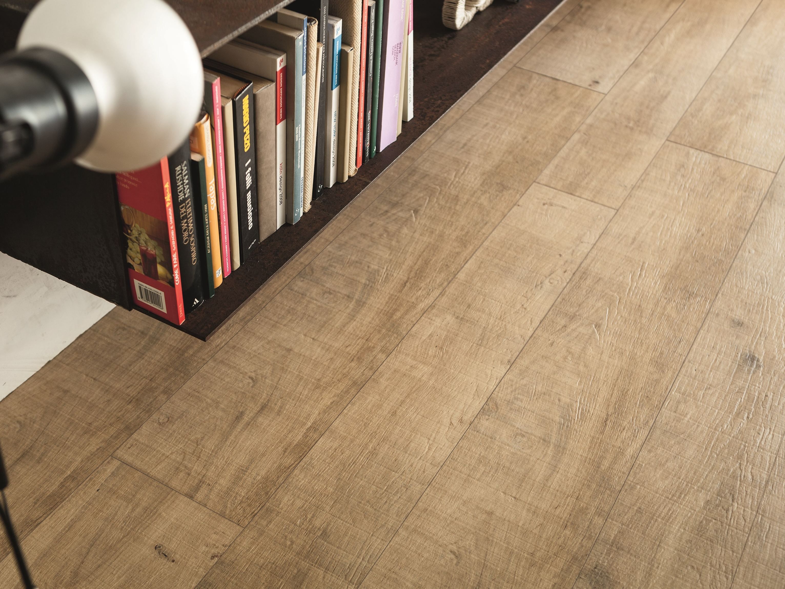 Pavimento imitación madera LEGNI HIGH TECH │ Rovere Briccola By ARIOSTEA