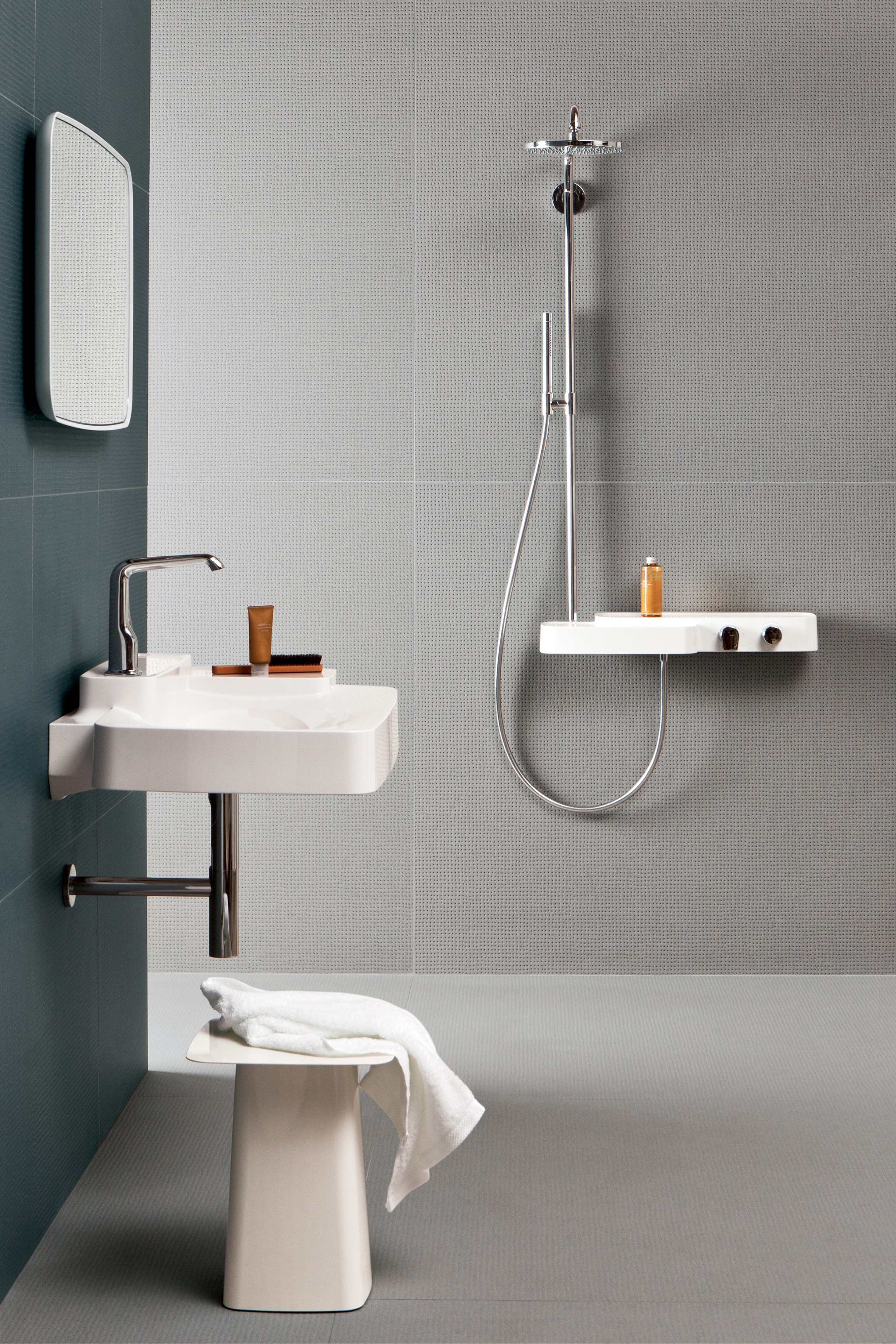 PICO DOWN NATURAL GRIS Porcelain stoneware wall tiles By Mutina