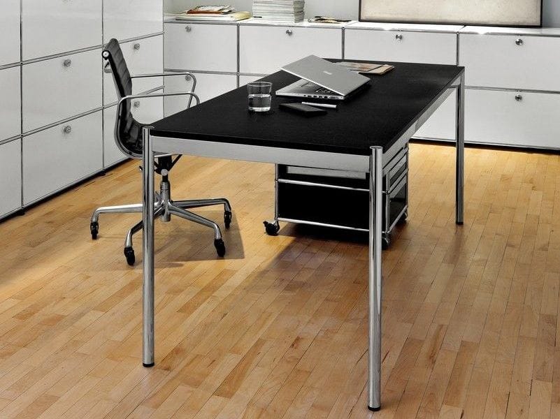 USM HALLER HOME OFFICE TABLE | Height-adjustable writing desk By USM ...