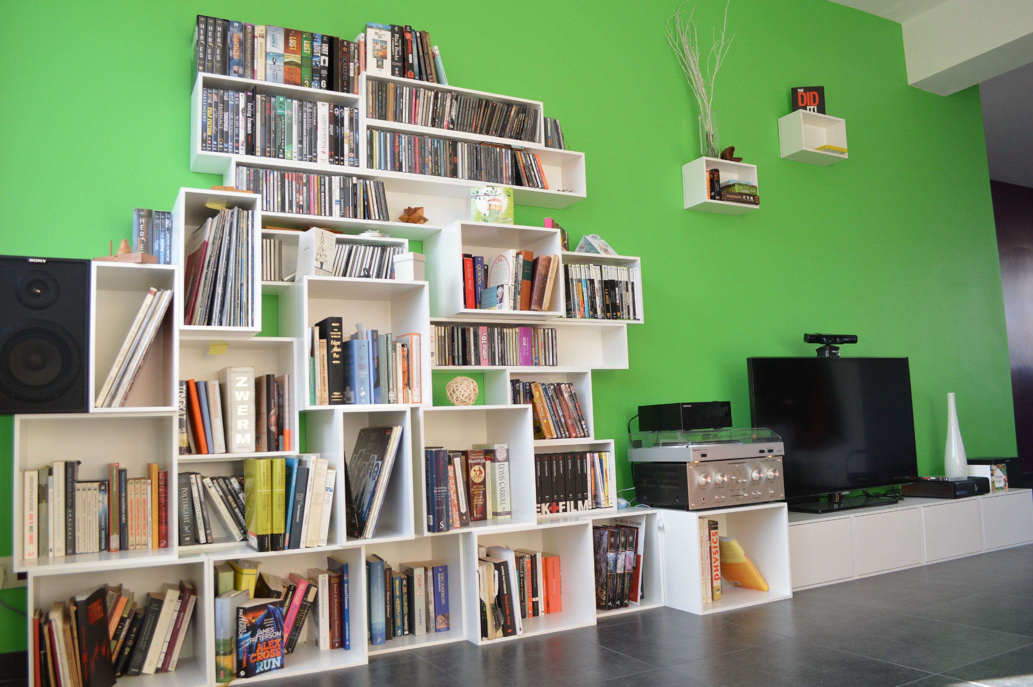 CUBIT Modular book shelves & Customer inspiration By Cubit by Mymito