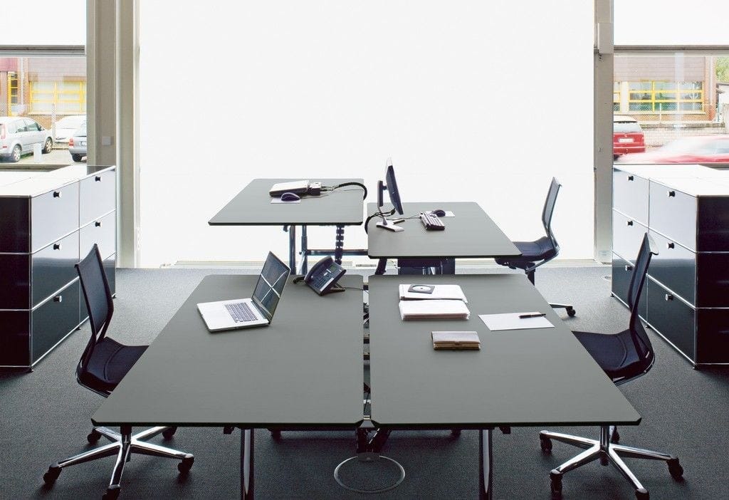 USM KITOS TABLE | Height-adjustable office desk By USM