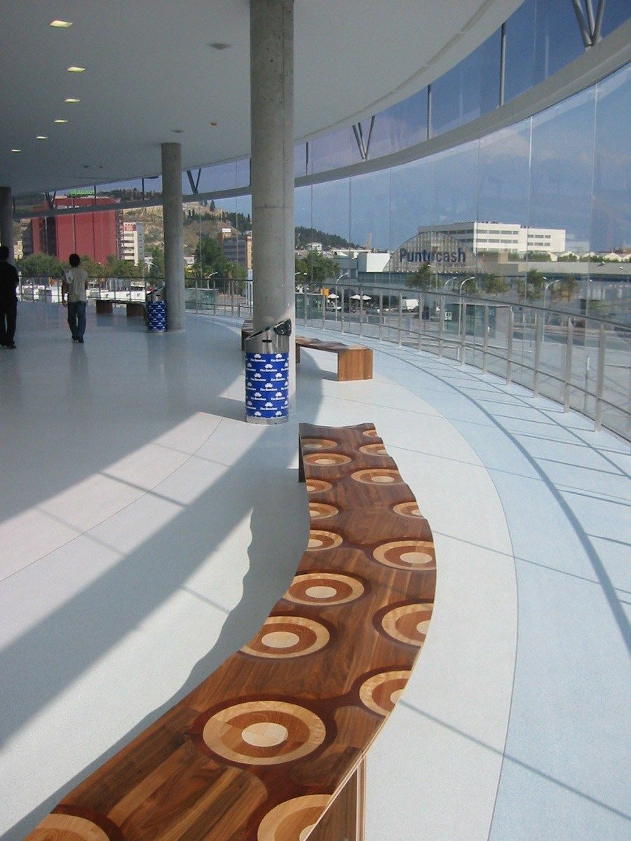 Banco modular de madera maciza RIPPLES LIKE A RIVER By Casamania & Horm