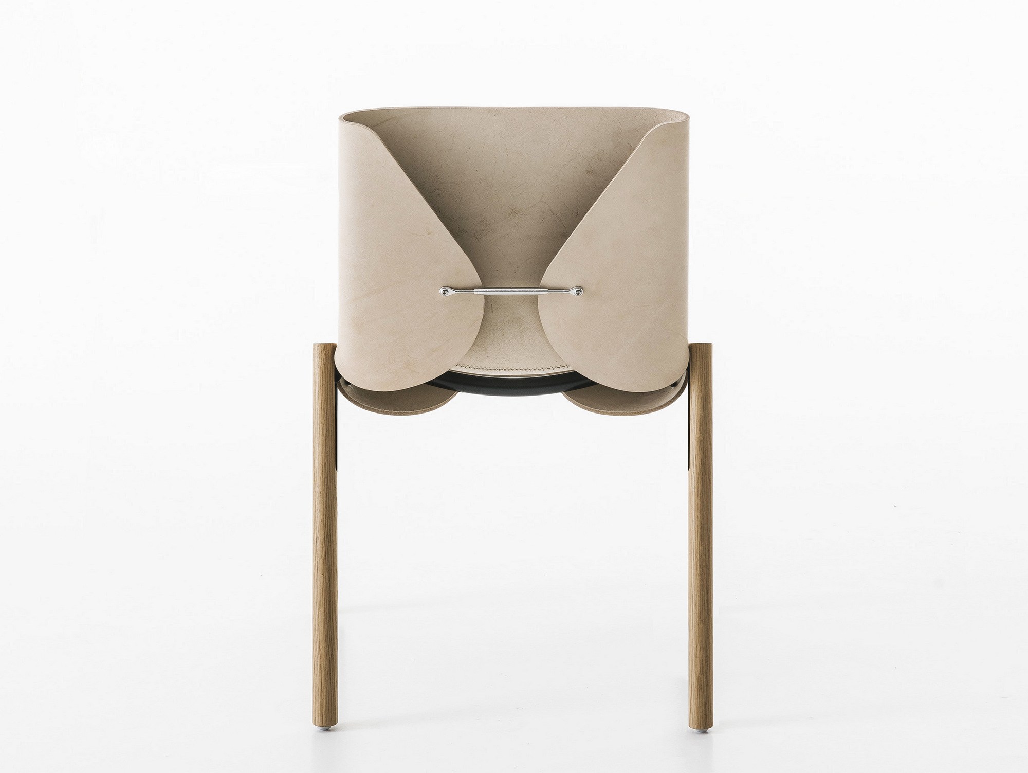 1085 EDITION Tanned leather chair By Kristalia | design Bartoli Design