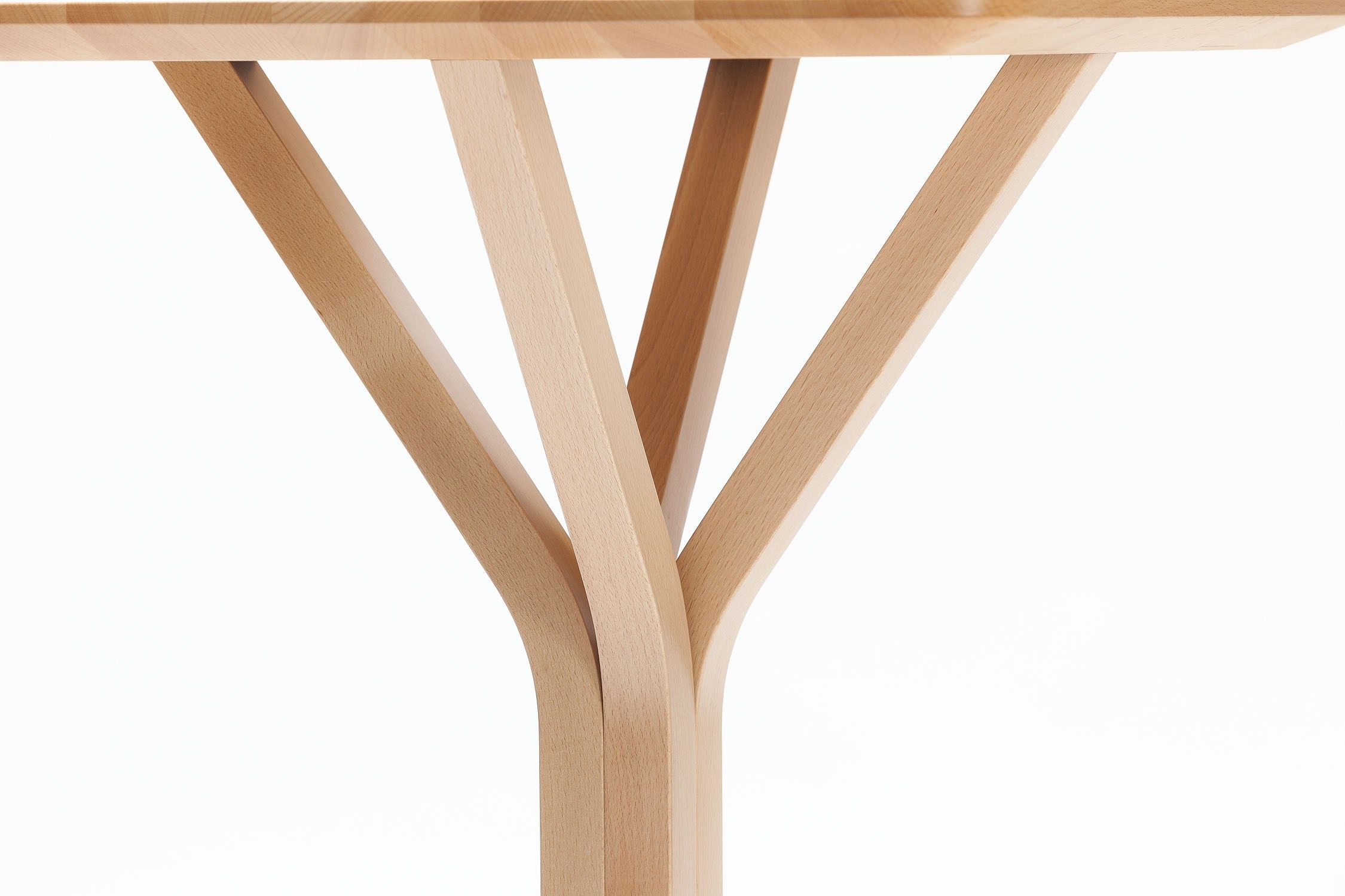 BLOOM | Coffee table By TON
