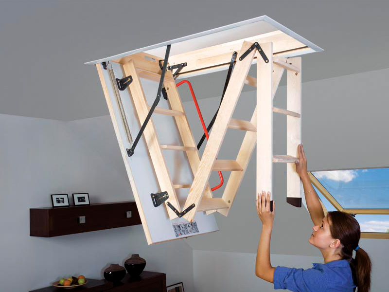 Retractable stairs and mini-staircase LWK KOMFORT By Fakro