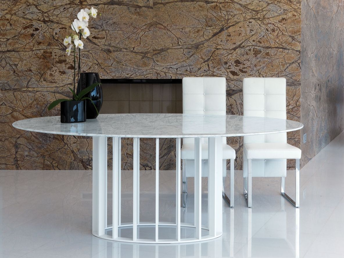 Contemporary style oval dining table EMBASSY By Italy Dream Design