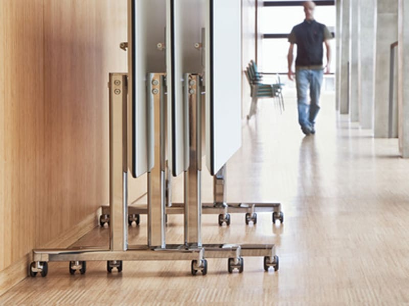 TORINO | Meeting table with castors By Brunner design Wolfgang C.R. Mezger