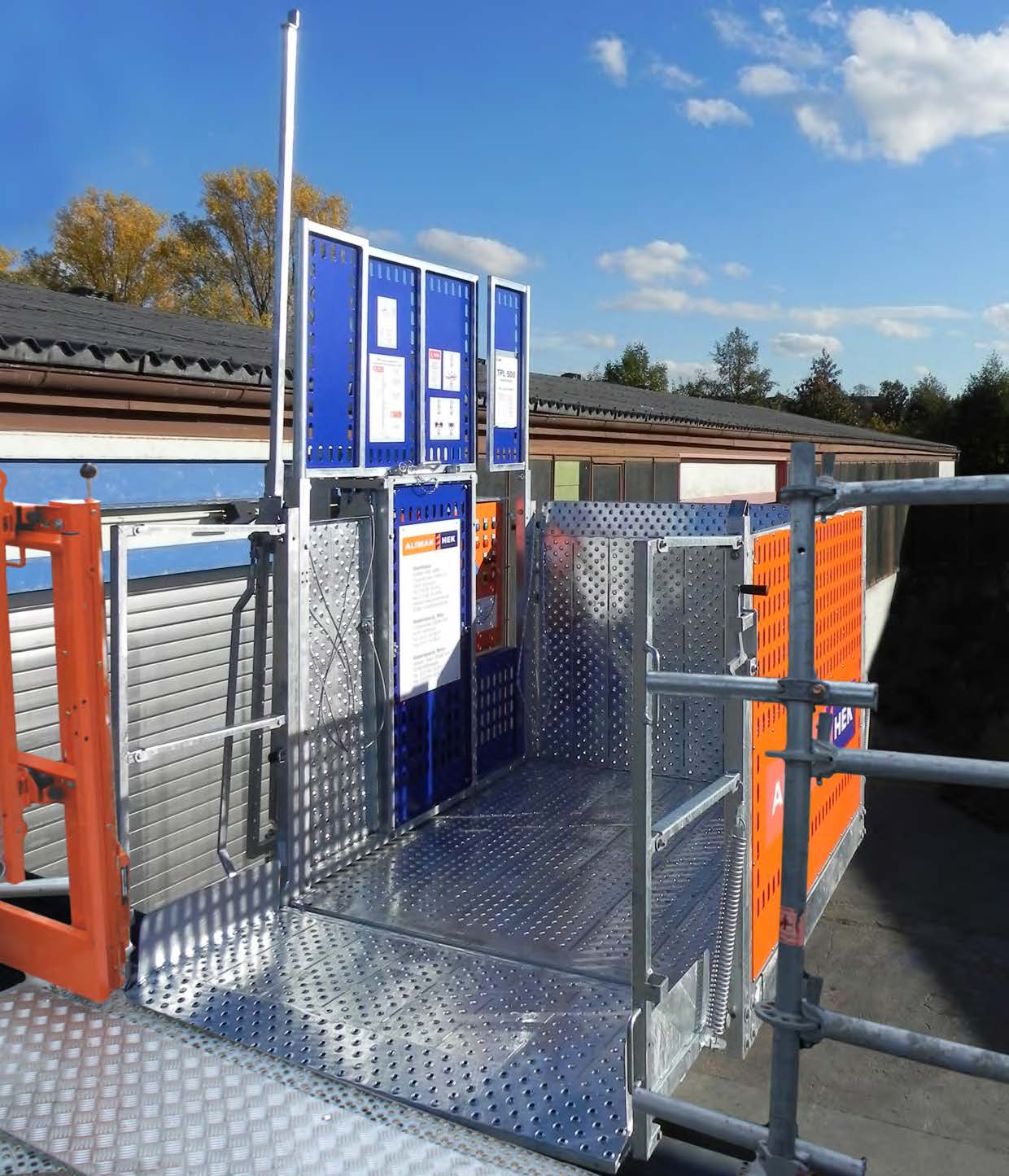 HEK TPL 500 & 300 Construction hoist / Overhead platform By ALIMAK