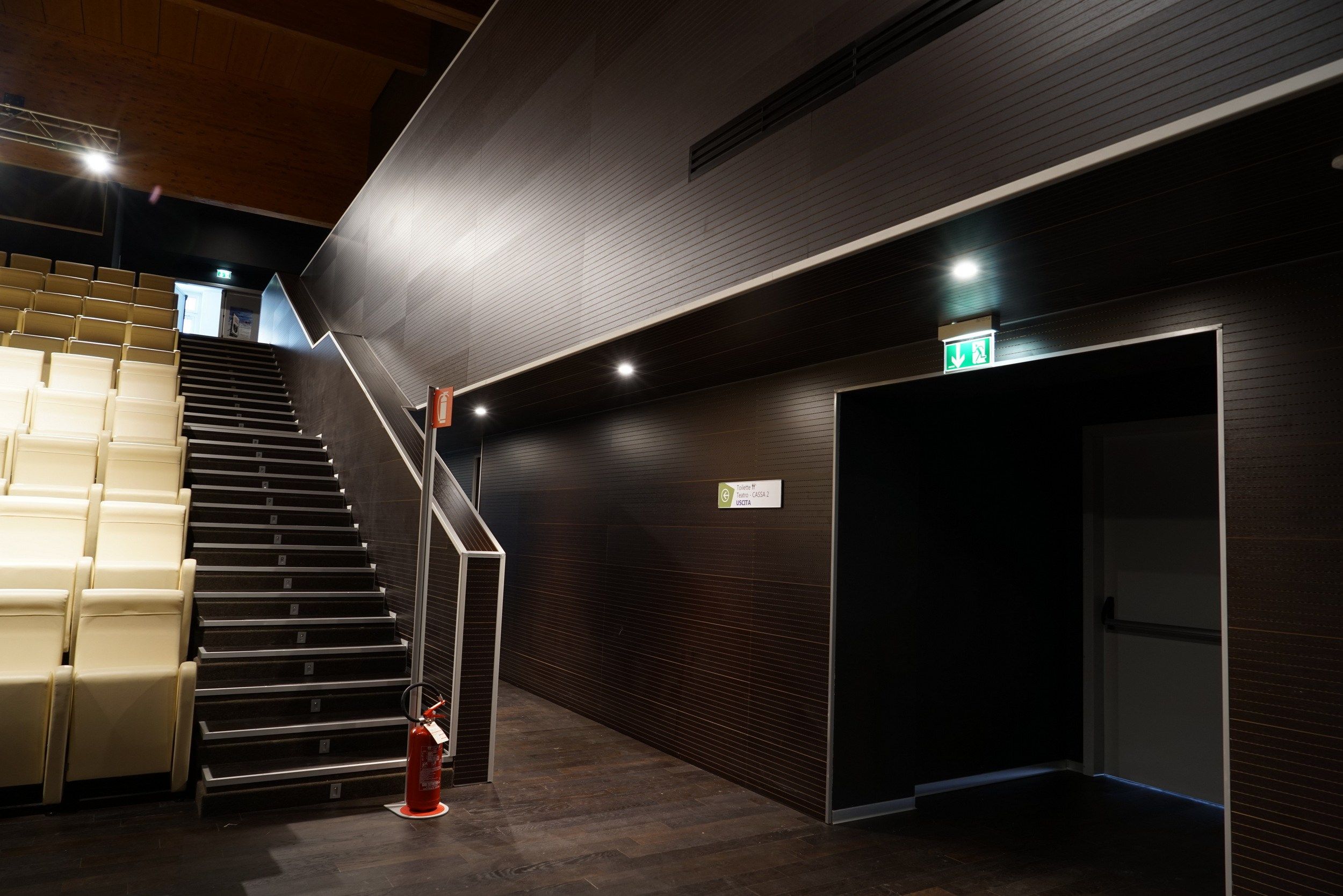 SOUNDLESS | Wall tiles By ITP