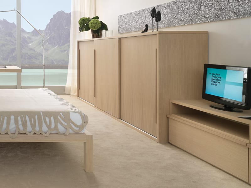 9005 Armadio con ante scorrevoli by dearkids