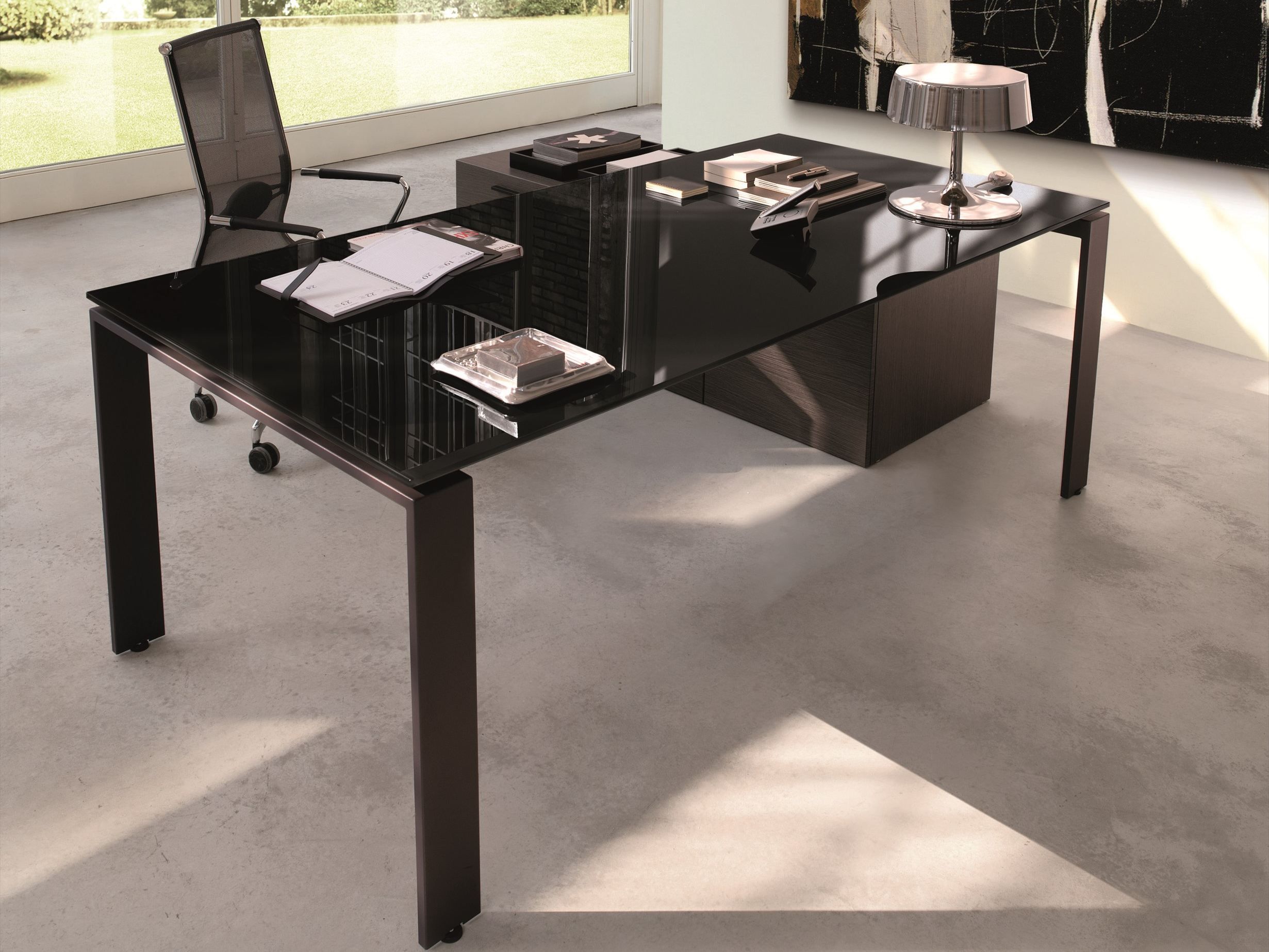 BUSINESS | Office desk By Zalf design Edoardo Gherardi, Roberto Gobbo