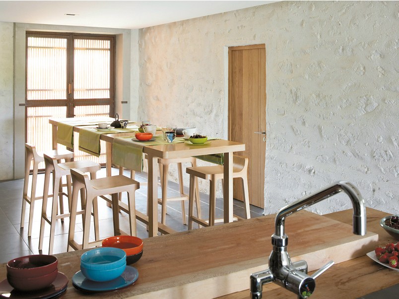 EMEA | High stool By ALKI design Jean Louis Iratzoki