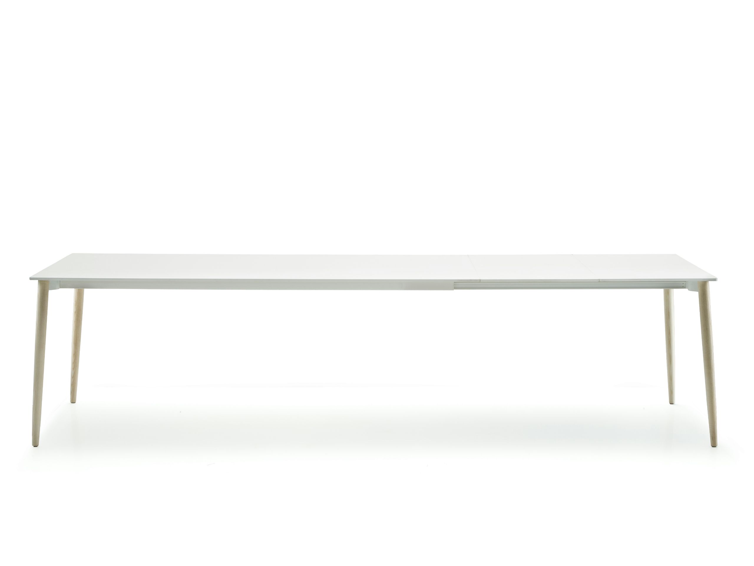 MALMÖ TML | Table Extending rectangular ash table By Pedrali