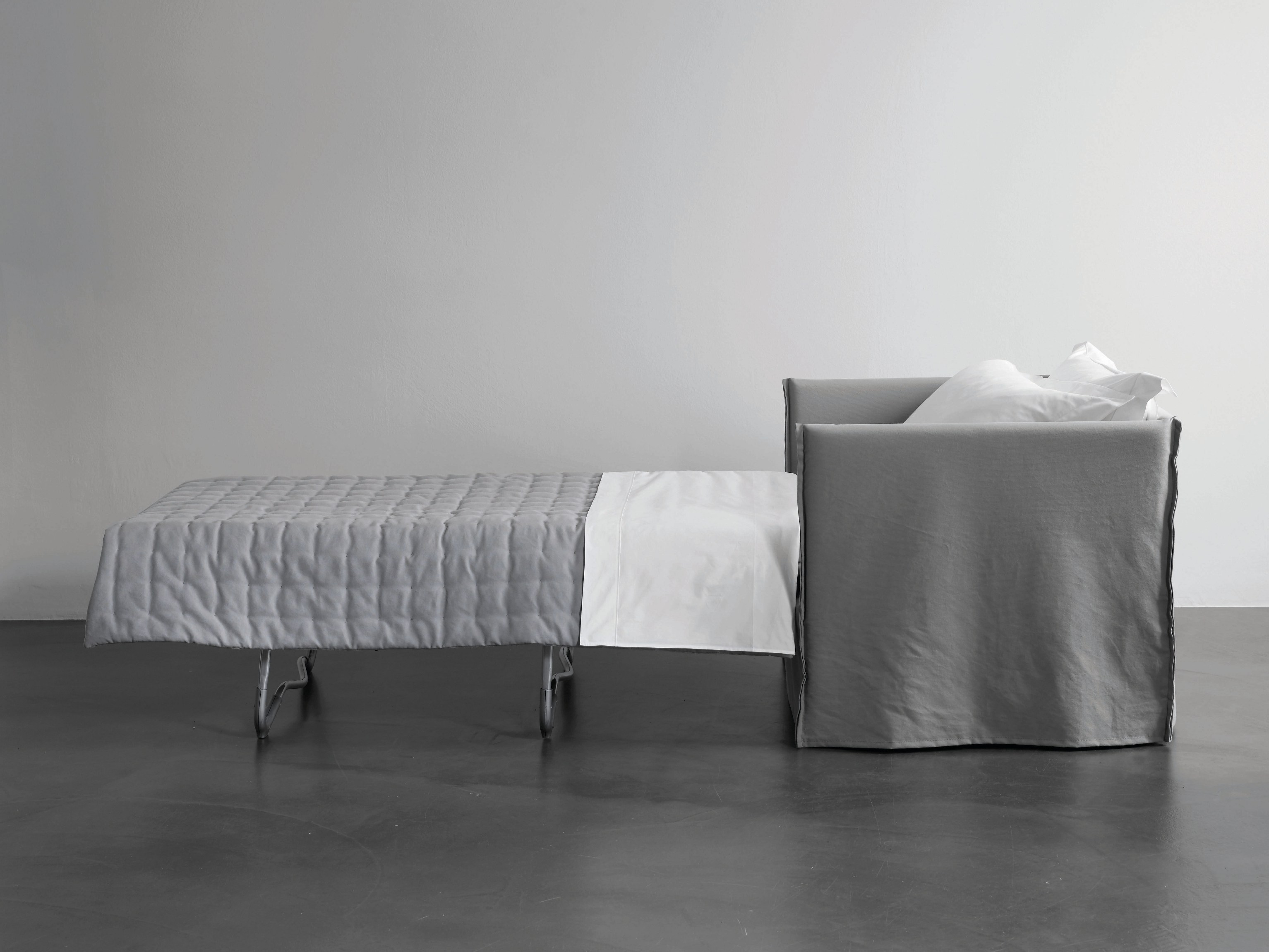 FOX Poltrona letto sfoderabile in tessuto By Meridiani