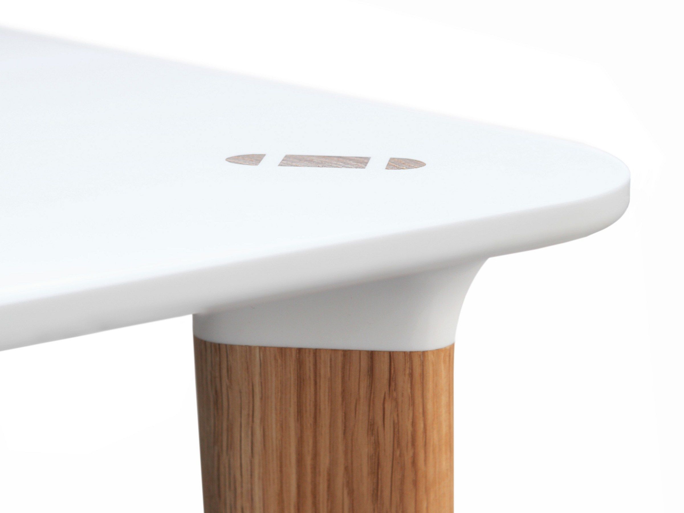 BUFF Round contract table By Karl Andersson | design Joel Karlsson