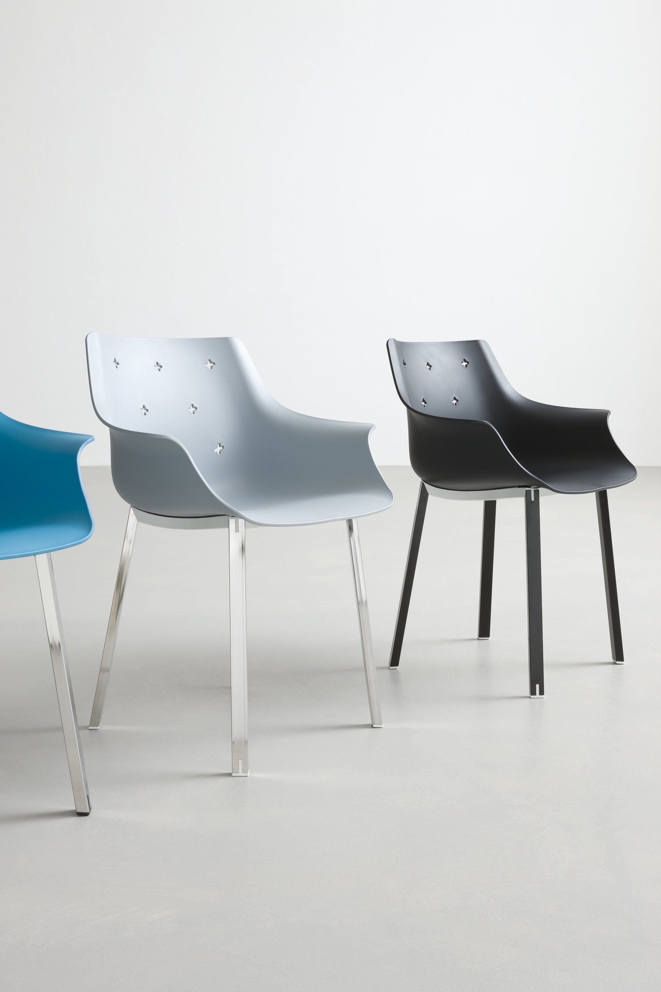 MORE NA chair By GABER design Favaretto&Partners