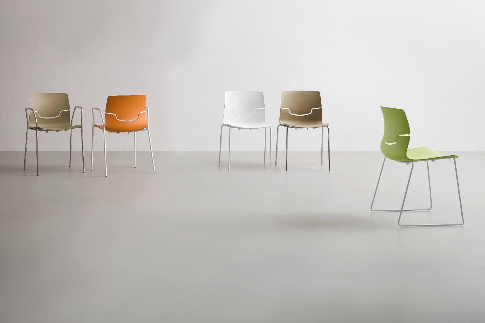 Stackable polypropylene chair SLOT By GABER design Favaretto&Partners