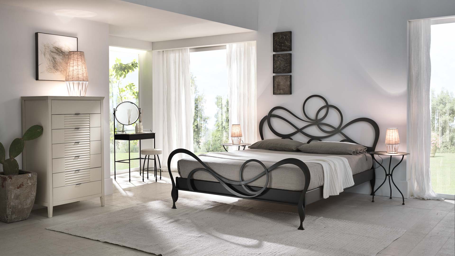 J'ADORE Wrought iron double bed By Cantori