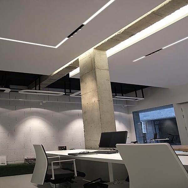 LED track-Light THE RUNNING MAGNET SPOT By Flos