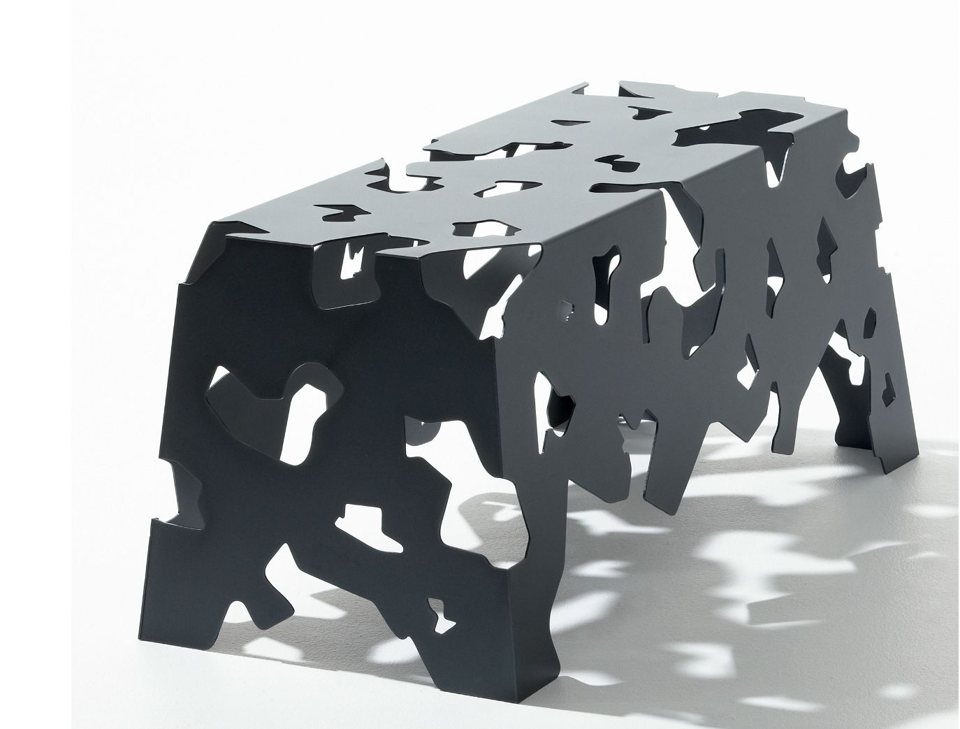 Stackable backless powder coated steel Bench SCATTER By Nola Industrier ...