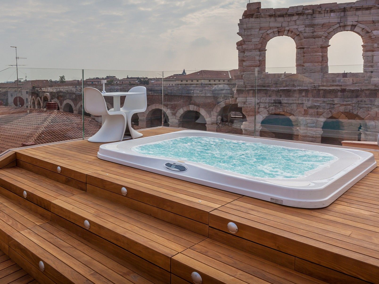 Minipiscina encastrable con hidromasaje para exterior PROFILE PRO Colección Professional By Jacuzzi®