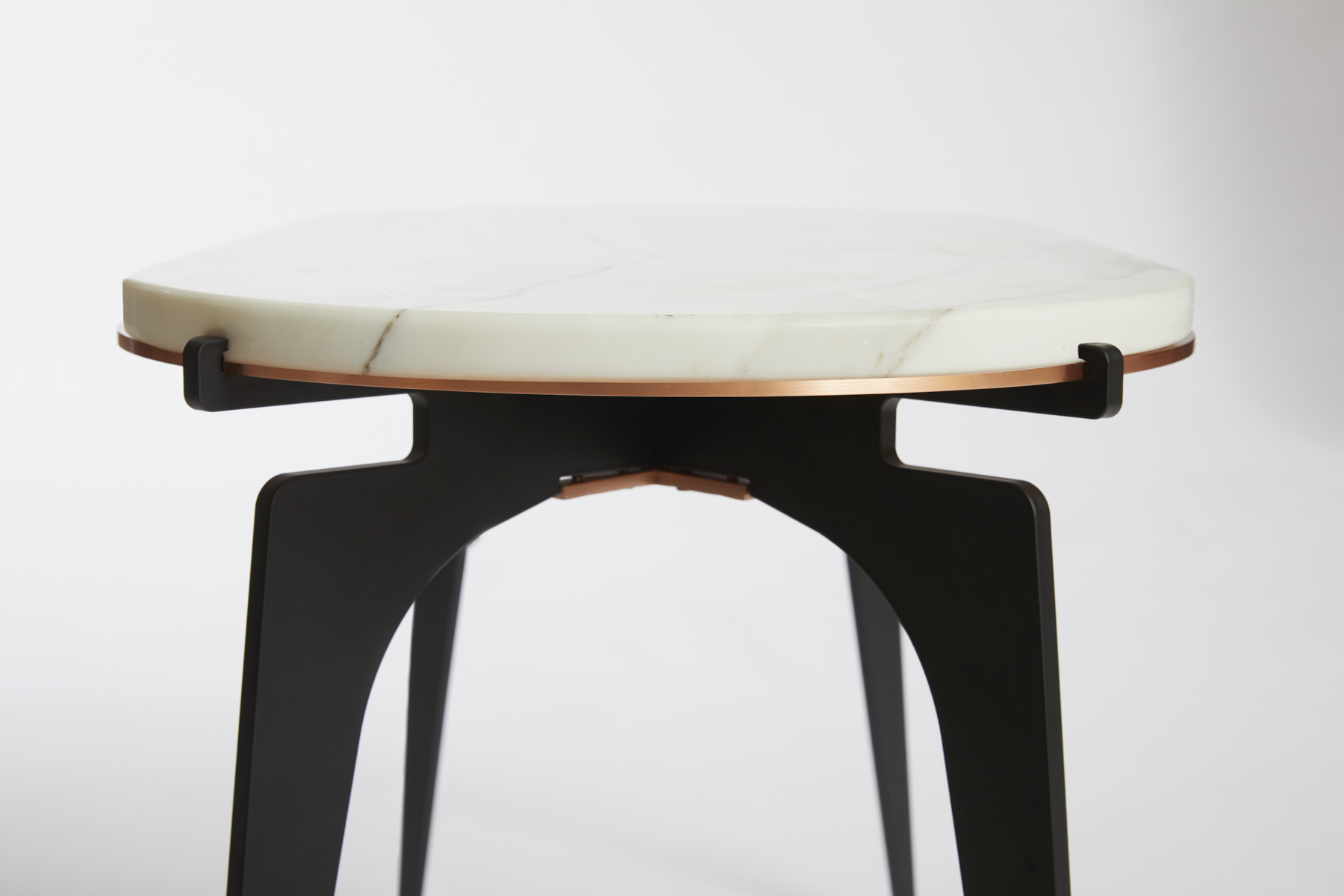 PRONG RACETRACK | Coffee table Prong Collection By GABRIEL SCOTT
