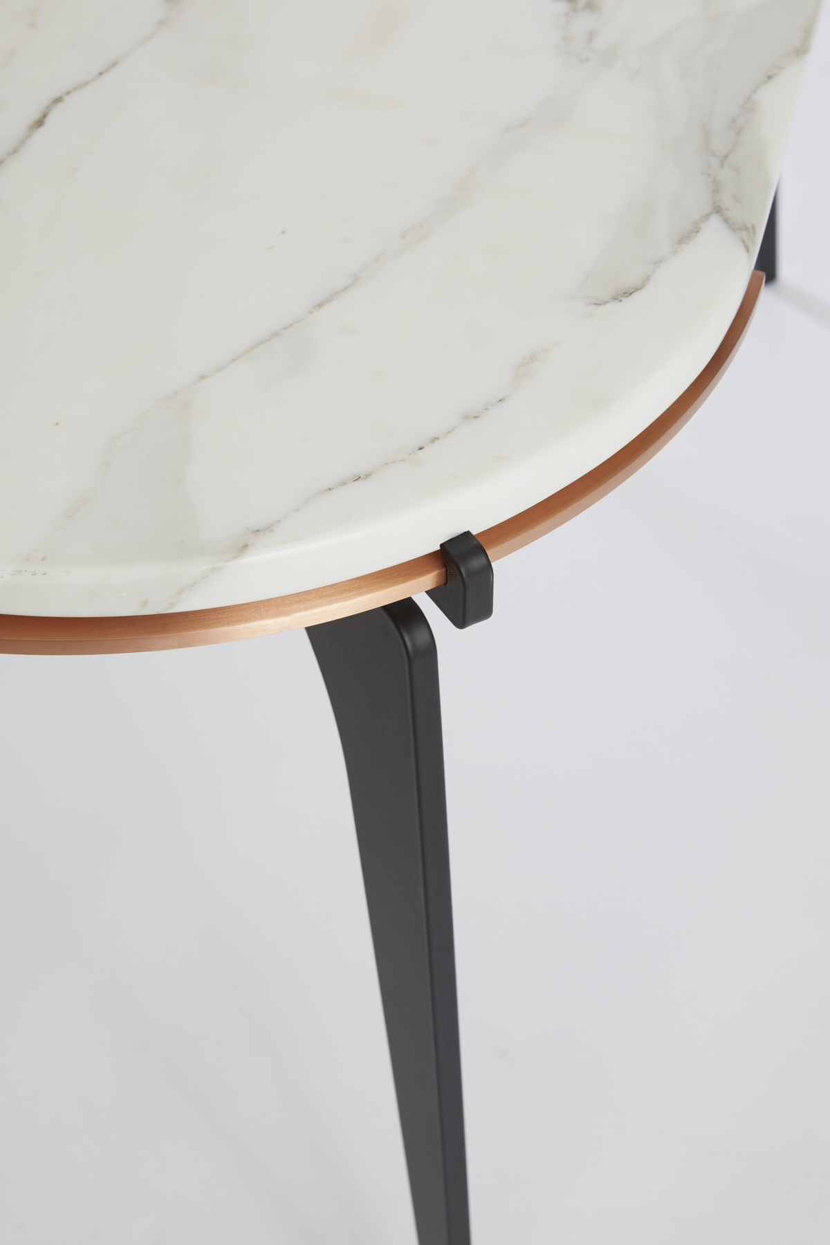 PRONG RACETRACK | Coffee table Prong Collection By GABRIEL SCOTT
