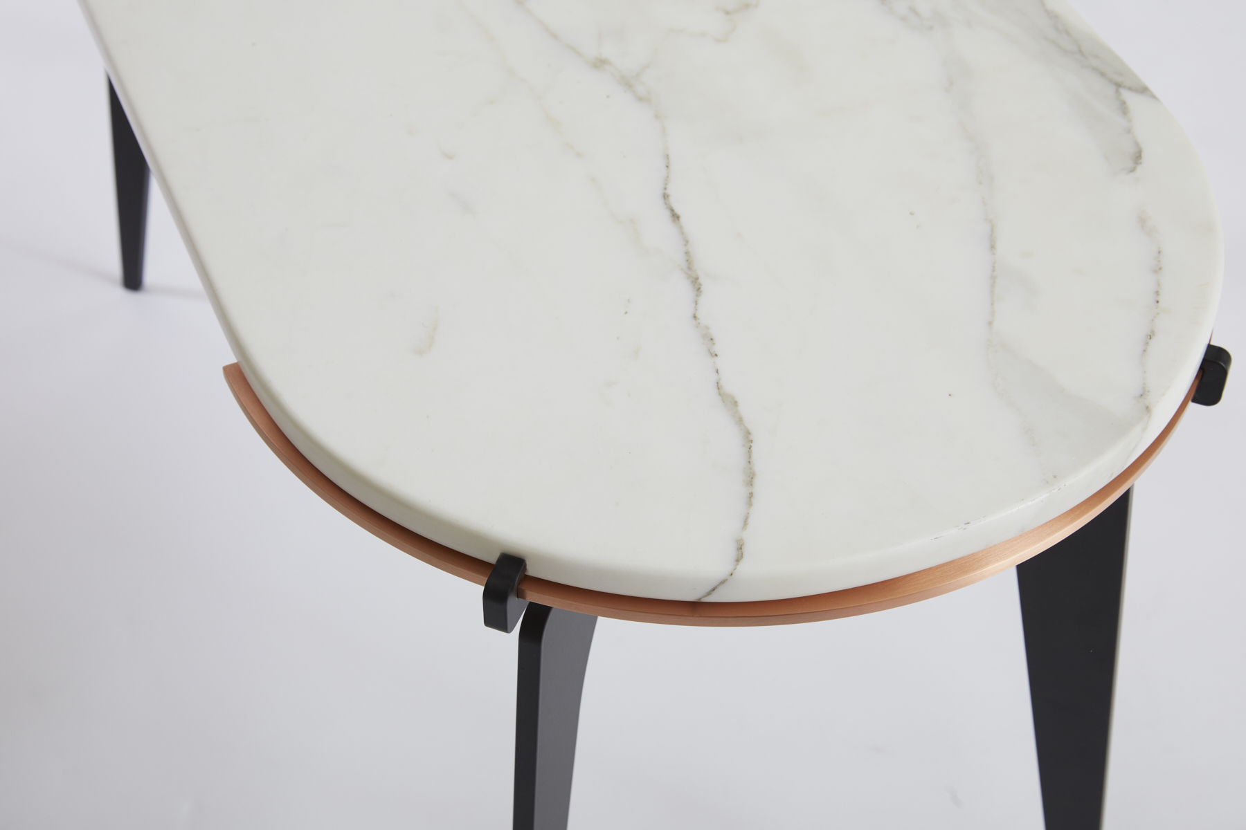 PRONG RACETRACK | Coffee table Prong Collection By GABRIEL SCOTT