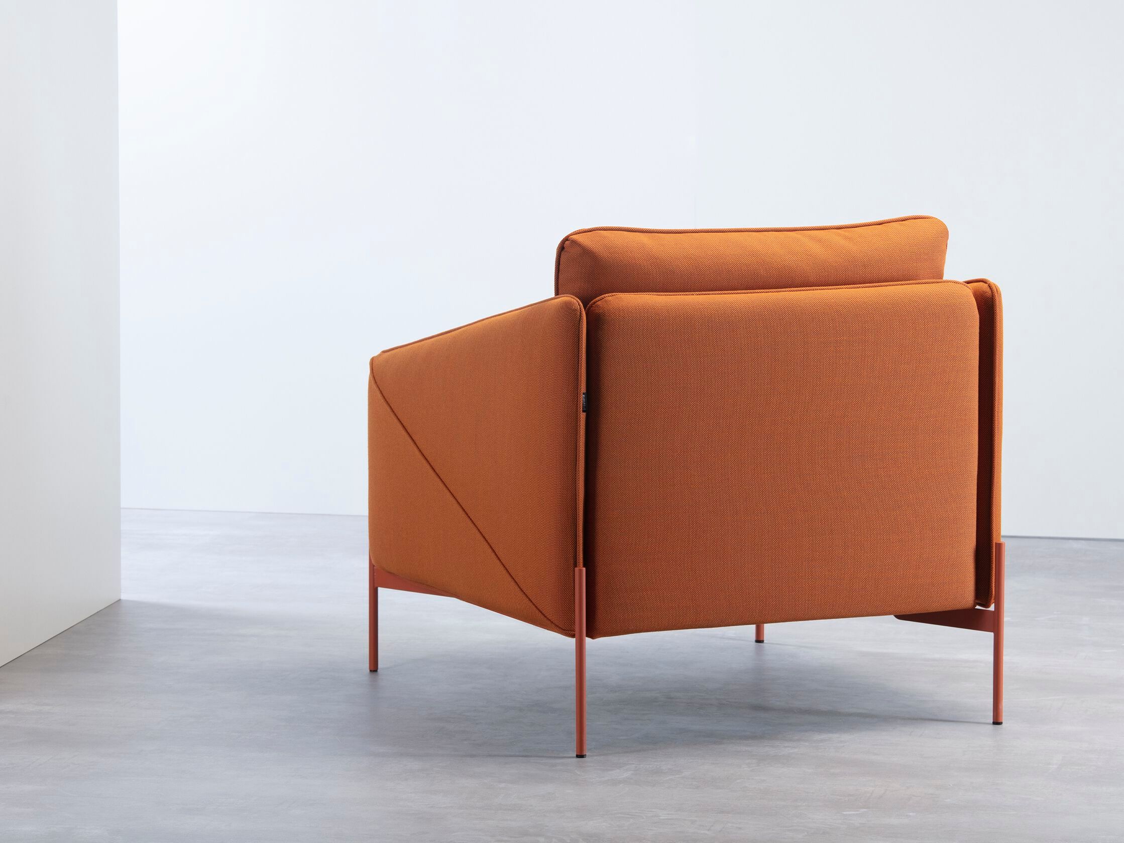 SPECTRUM Armchair By Prostoria
