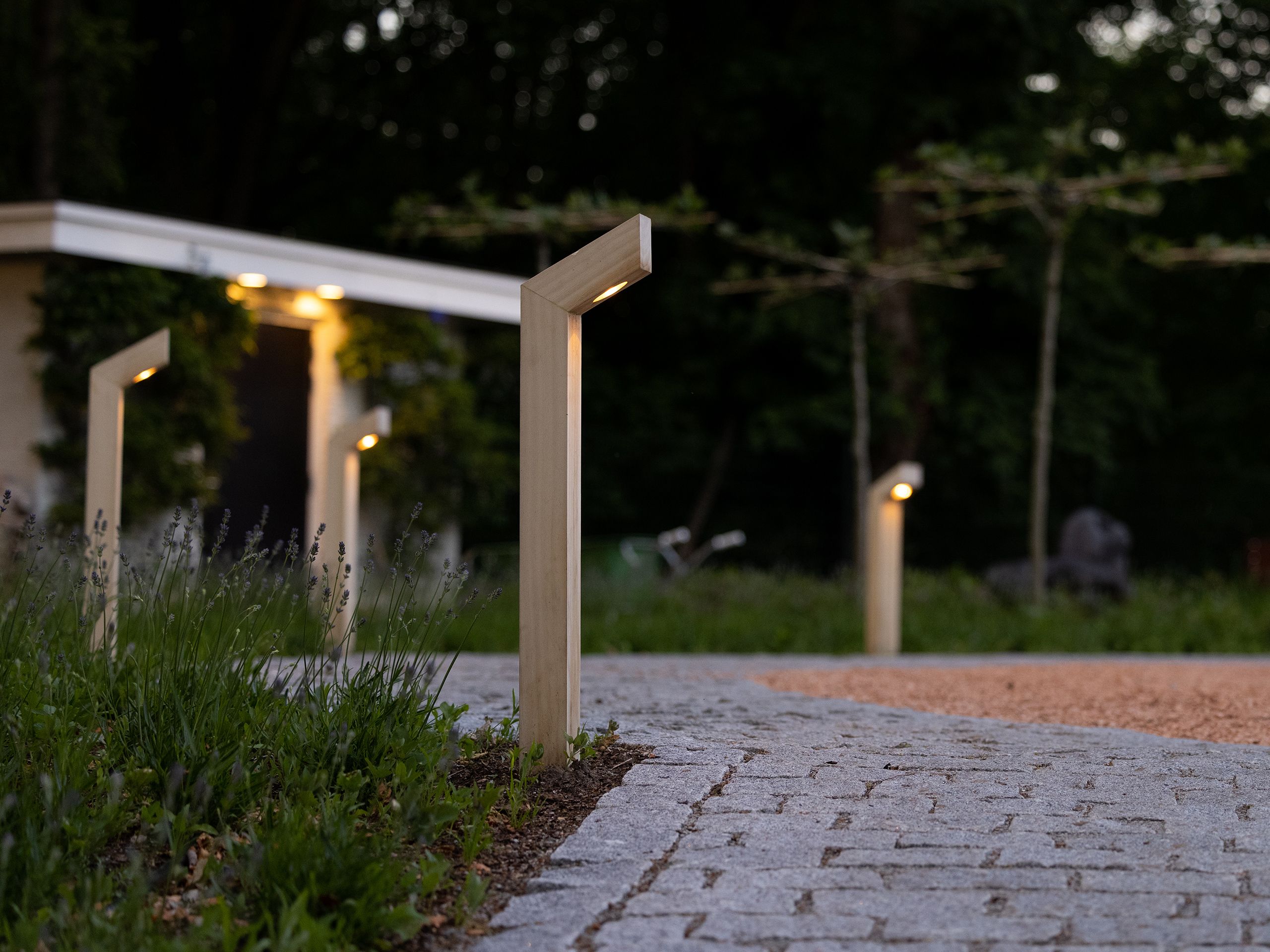 PUNTO Bollard light By Timberlab