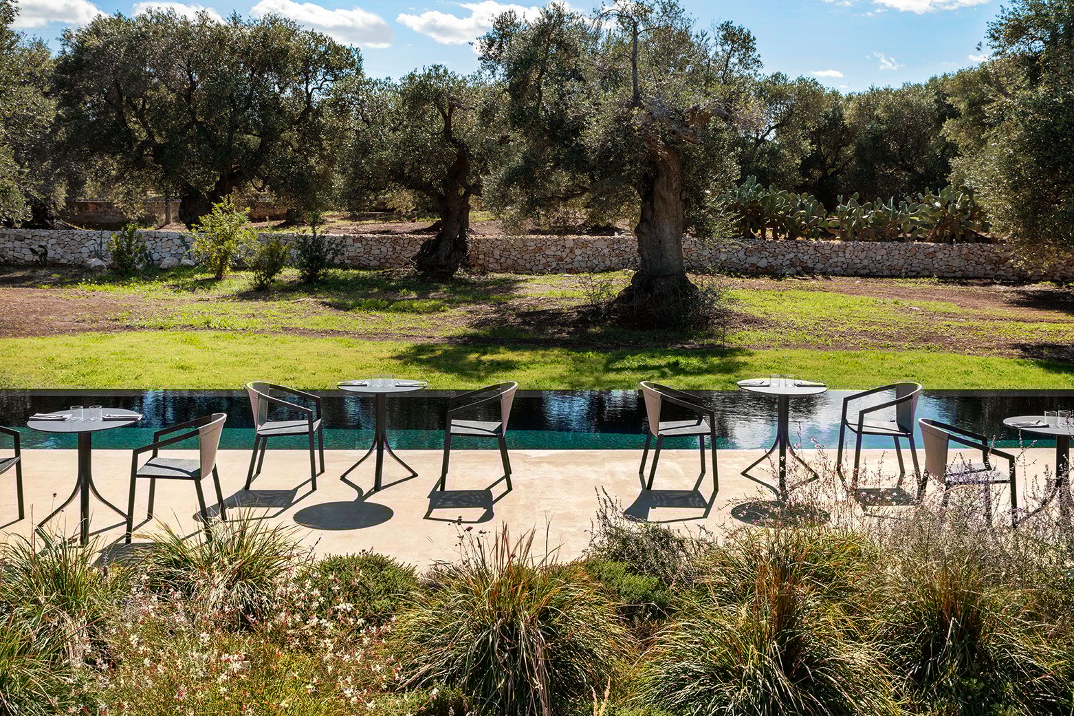 PUSH | Round table Push Collection By MY YOUR design MoreDesign