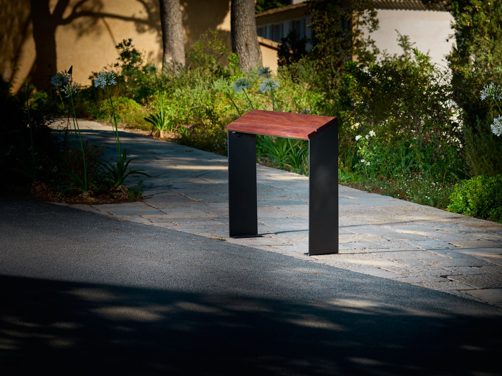 PYSA | Information stand By CYRIA design Agence Akïro