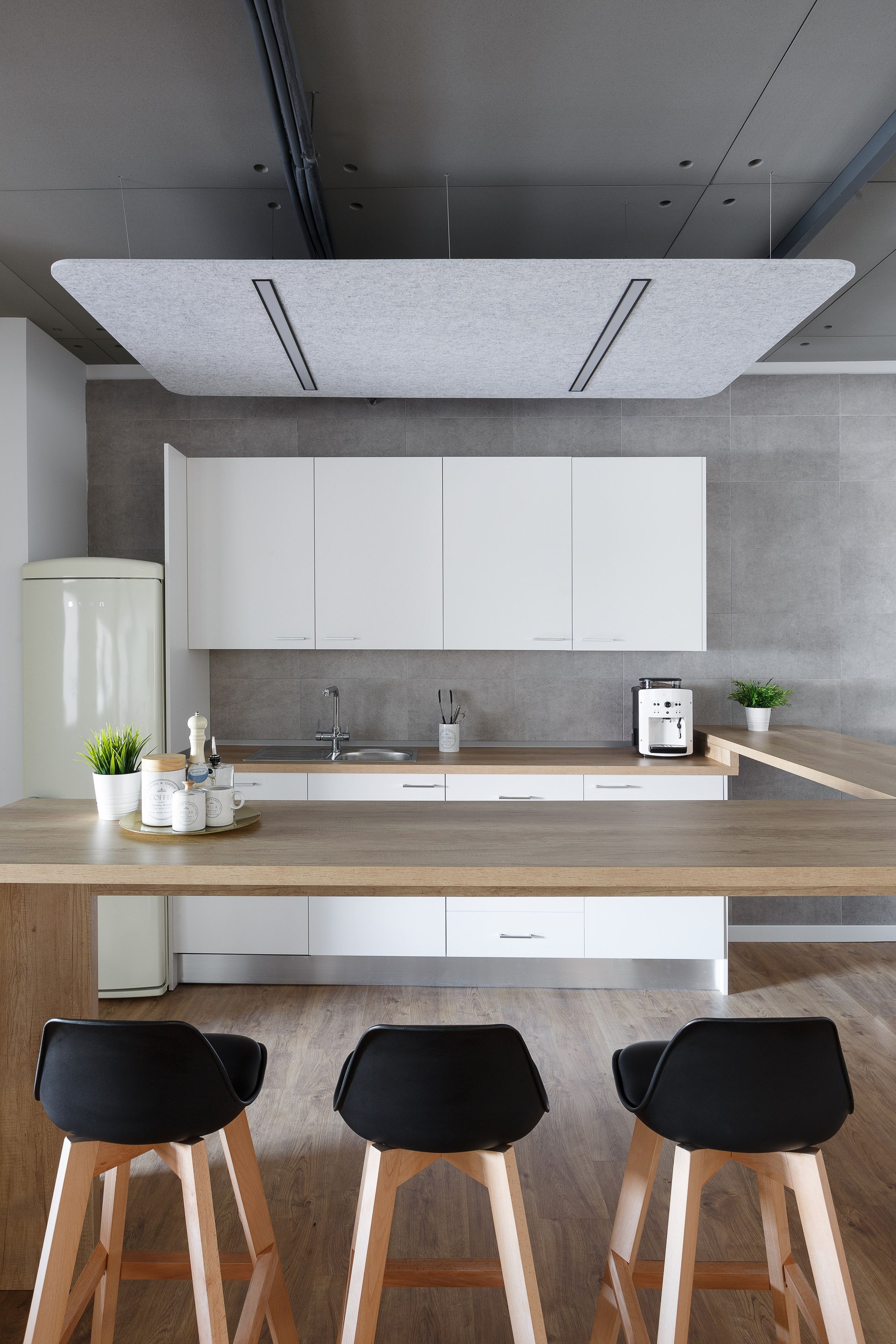 R · PET Hanging acoustic panel By Made Design