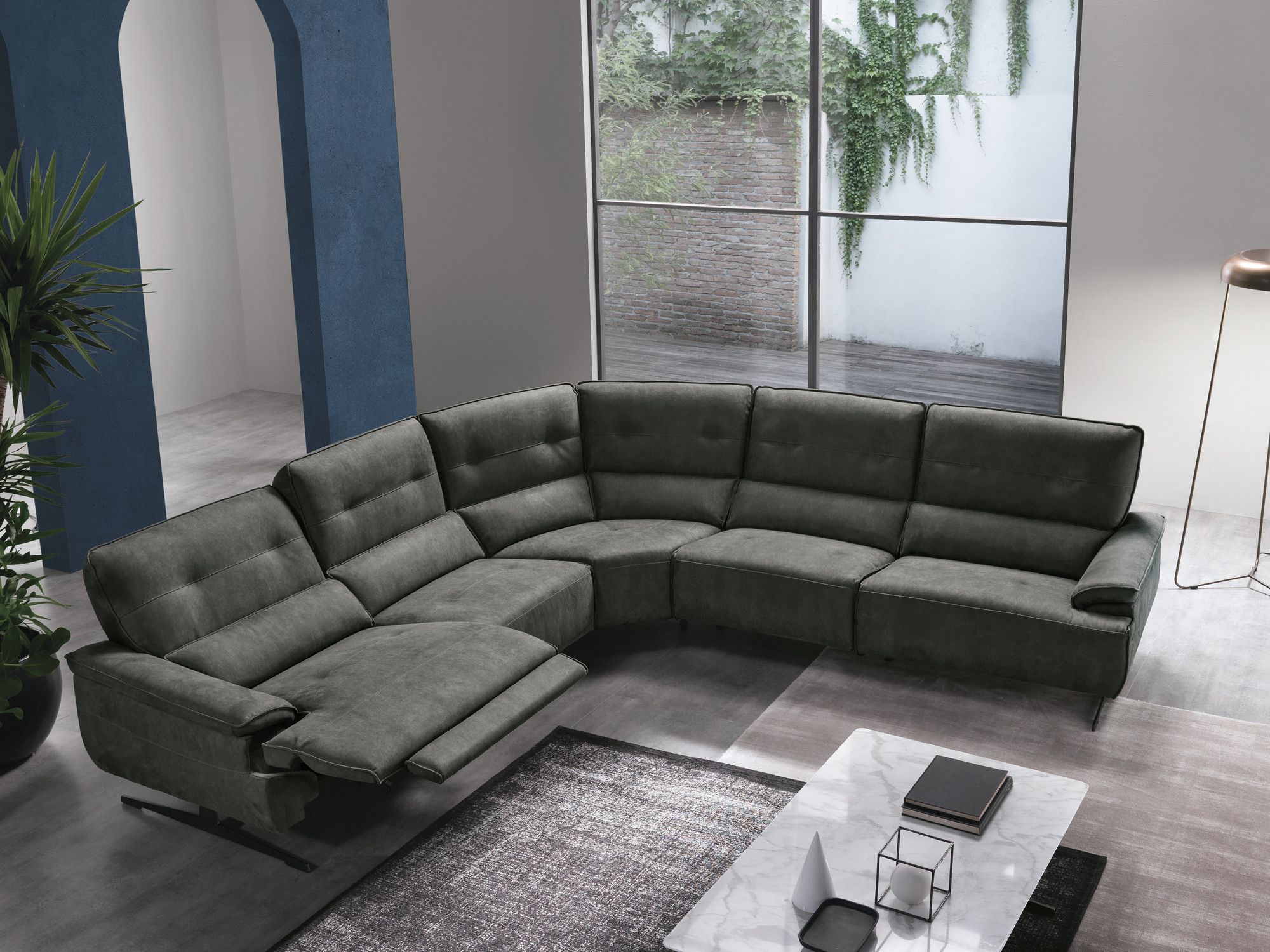 Recliner leather sofa RAFFAELLO By Max Divani