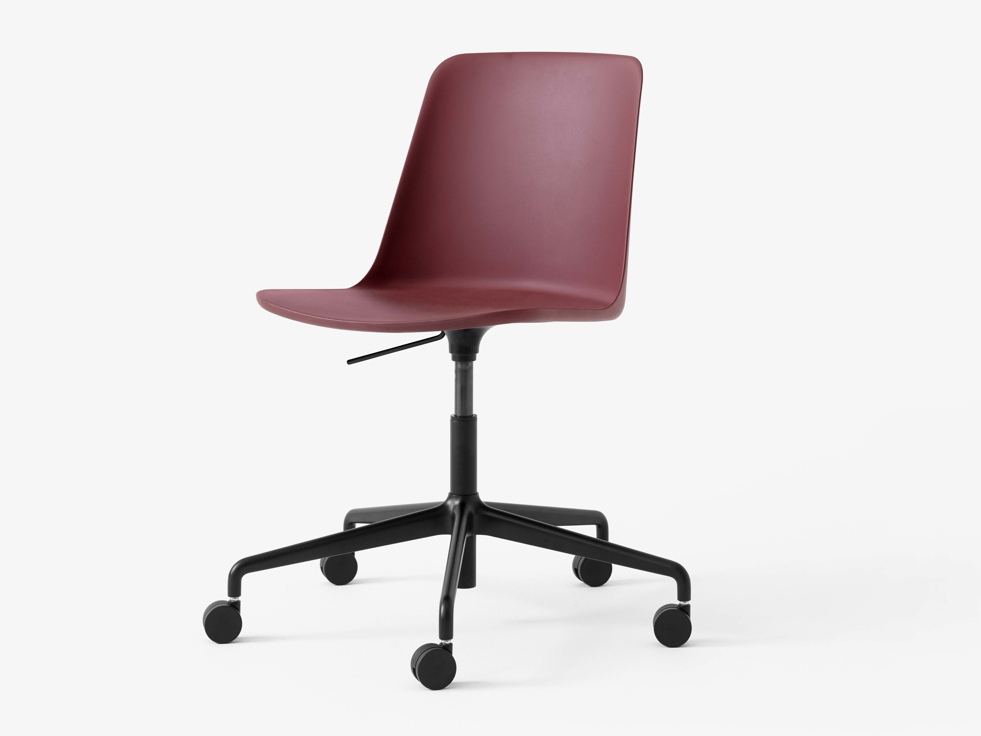 RELY HW28 Office chair By &Tradition